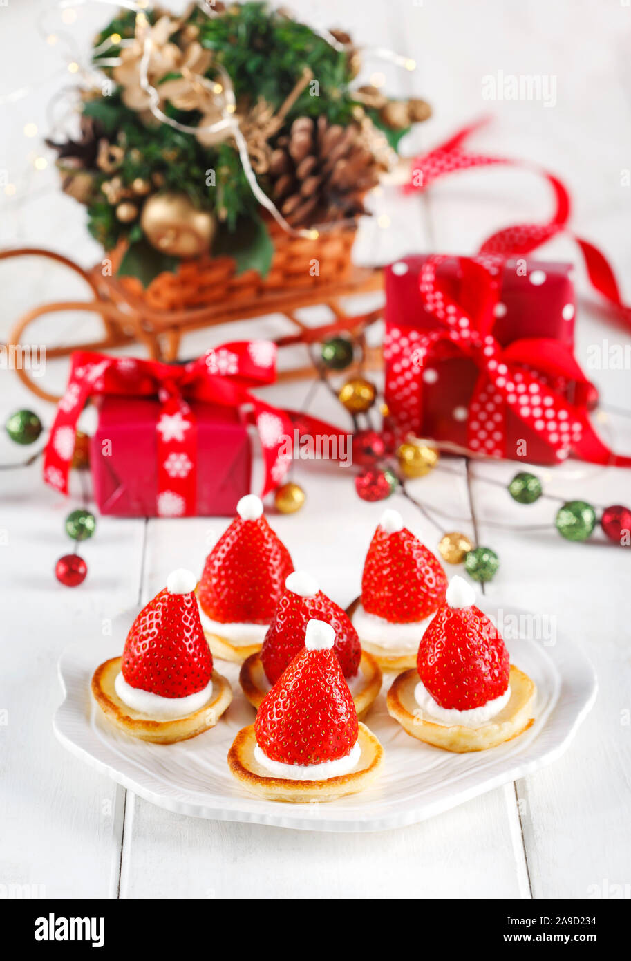 Santa claus pancake creative food hi-res stock photography and images ...