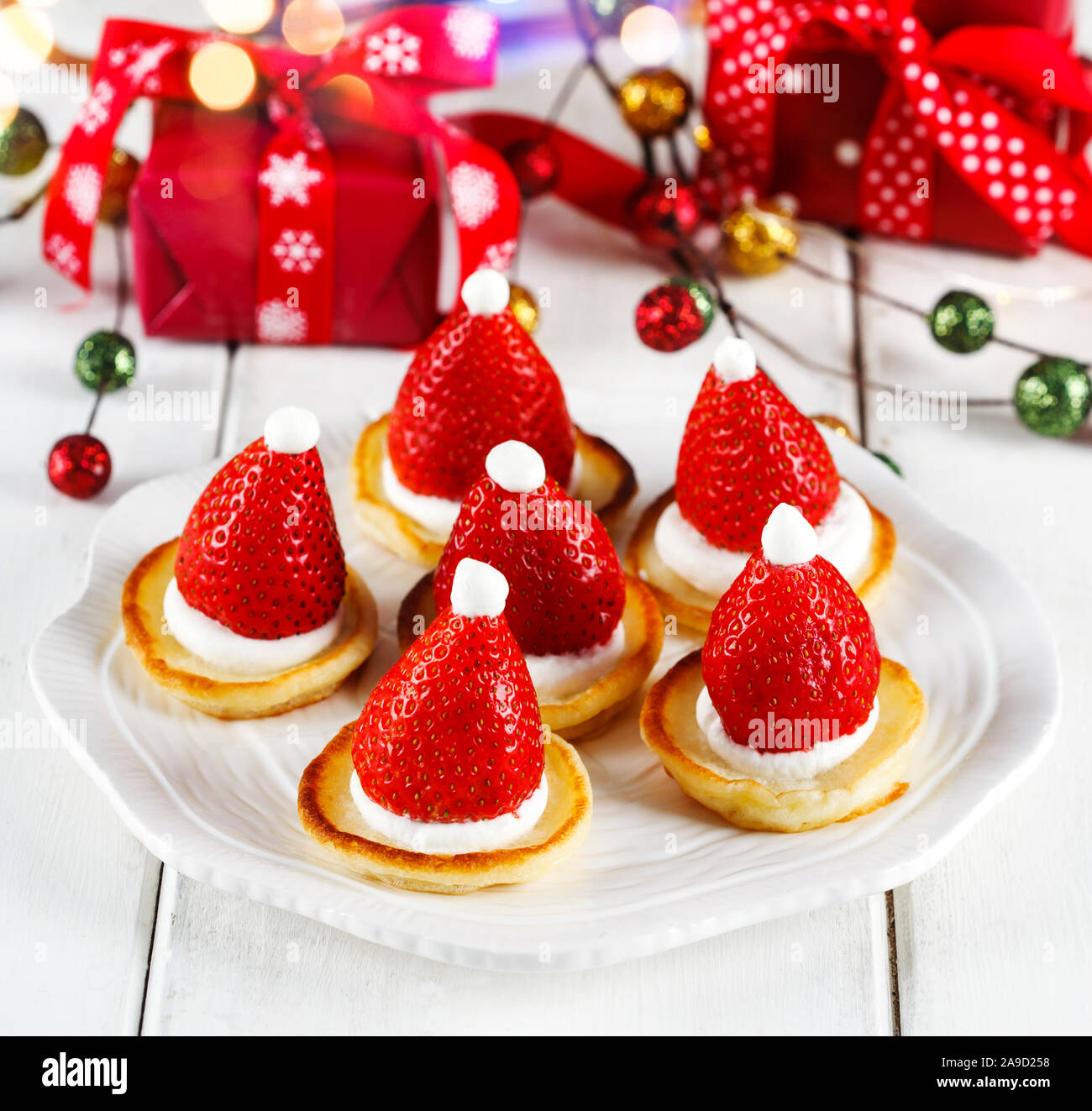 Santa claus pancake creative food hi-res stock photography and images ...