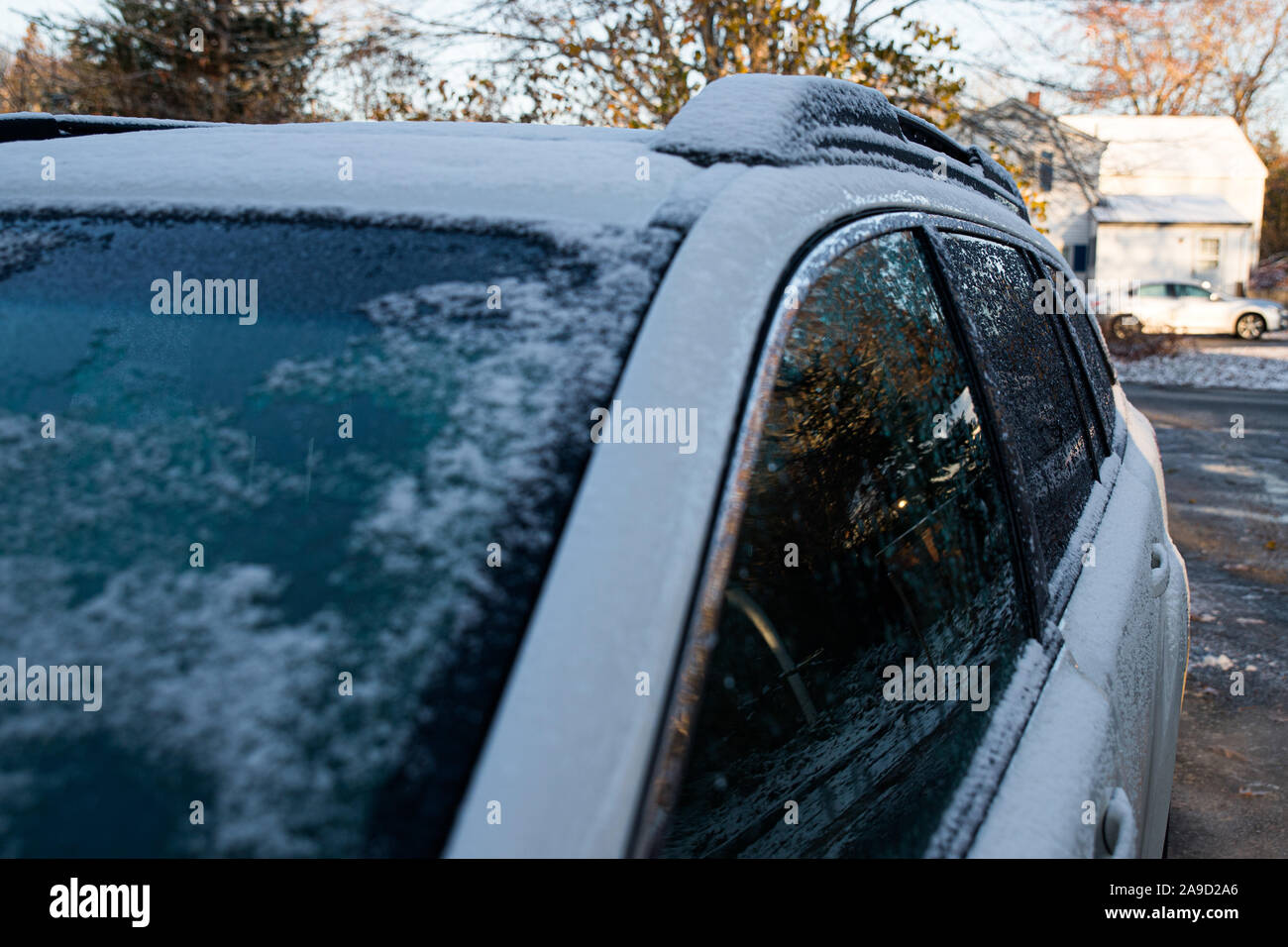 Car in the freezing ice cold driveway Stock Photo - Alamy