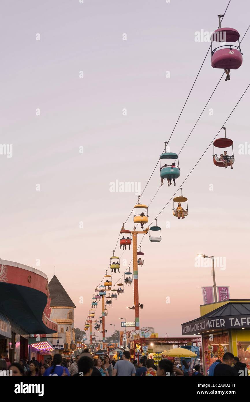 Boardwalk rides hi-res stock photography and images - Alamy