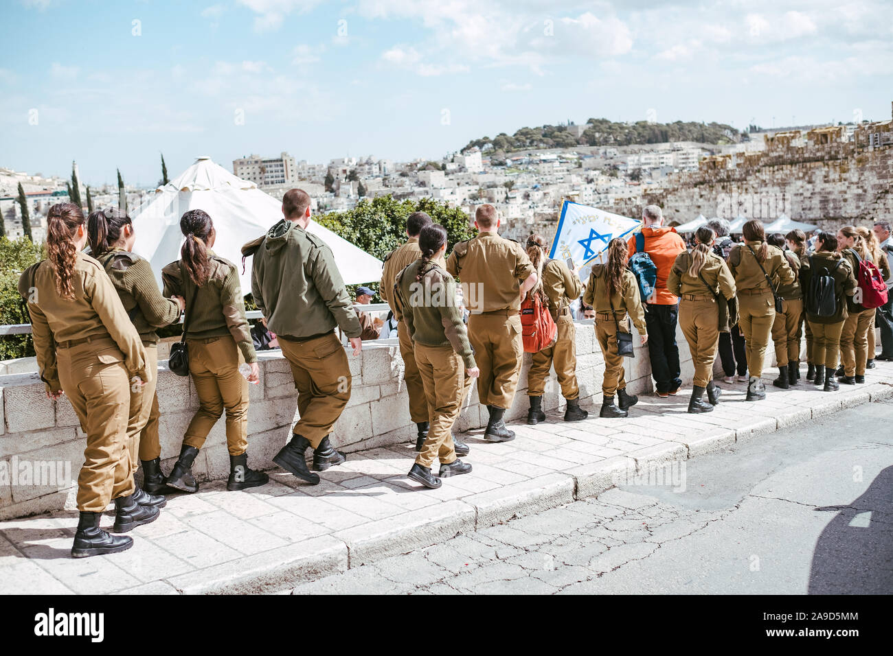 Jewish pilgrims to jerusalem hi-res stock photography and images - Alamy