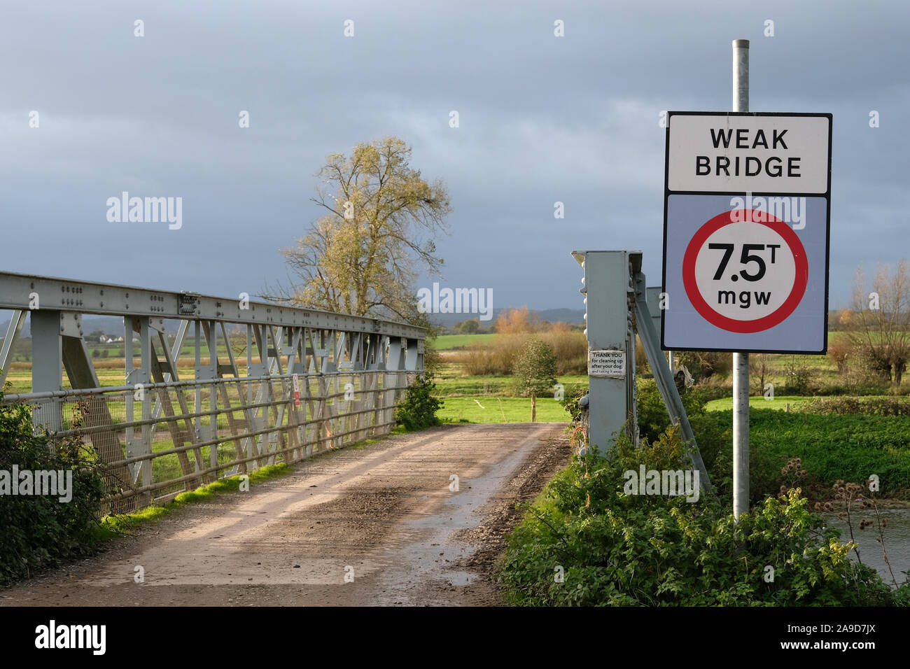 November 2019 - Weak steel river crossing bridge at Stoke St Gregory ...