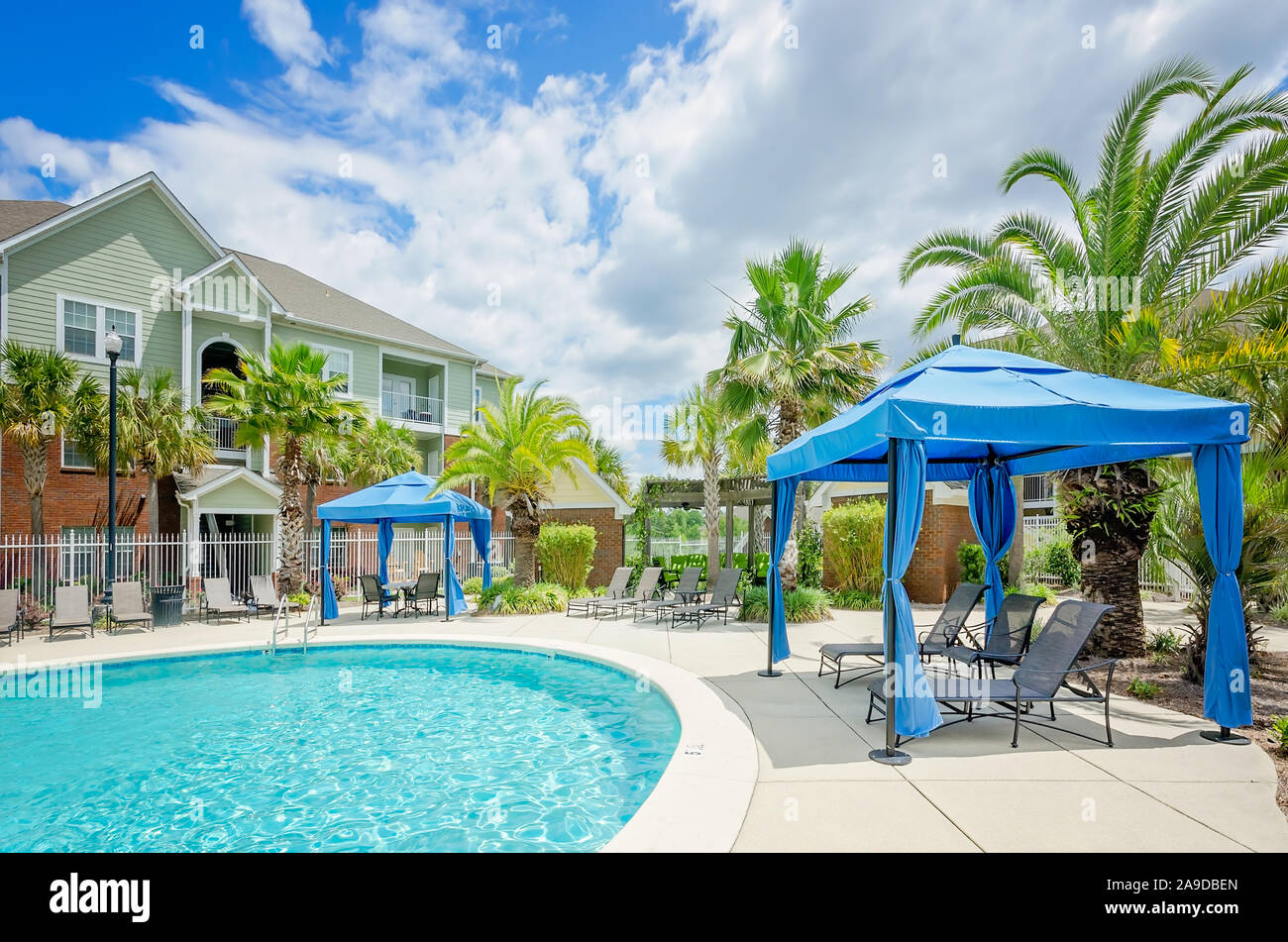 Canvas gazebos hi-res stock photography and images - Alamy