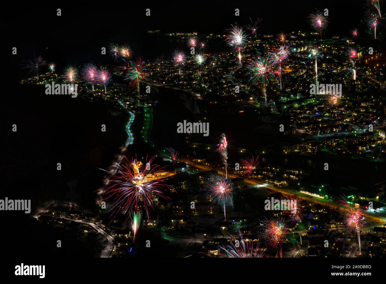 New years eve countdown party hi-res stock photography and images - Alamy