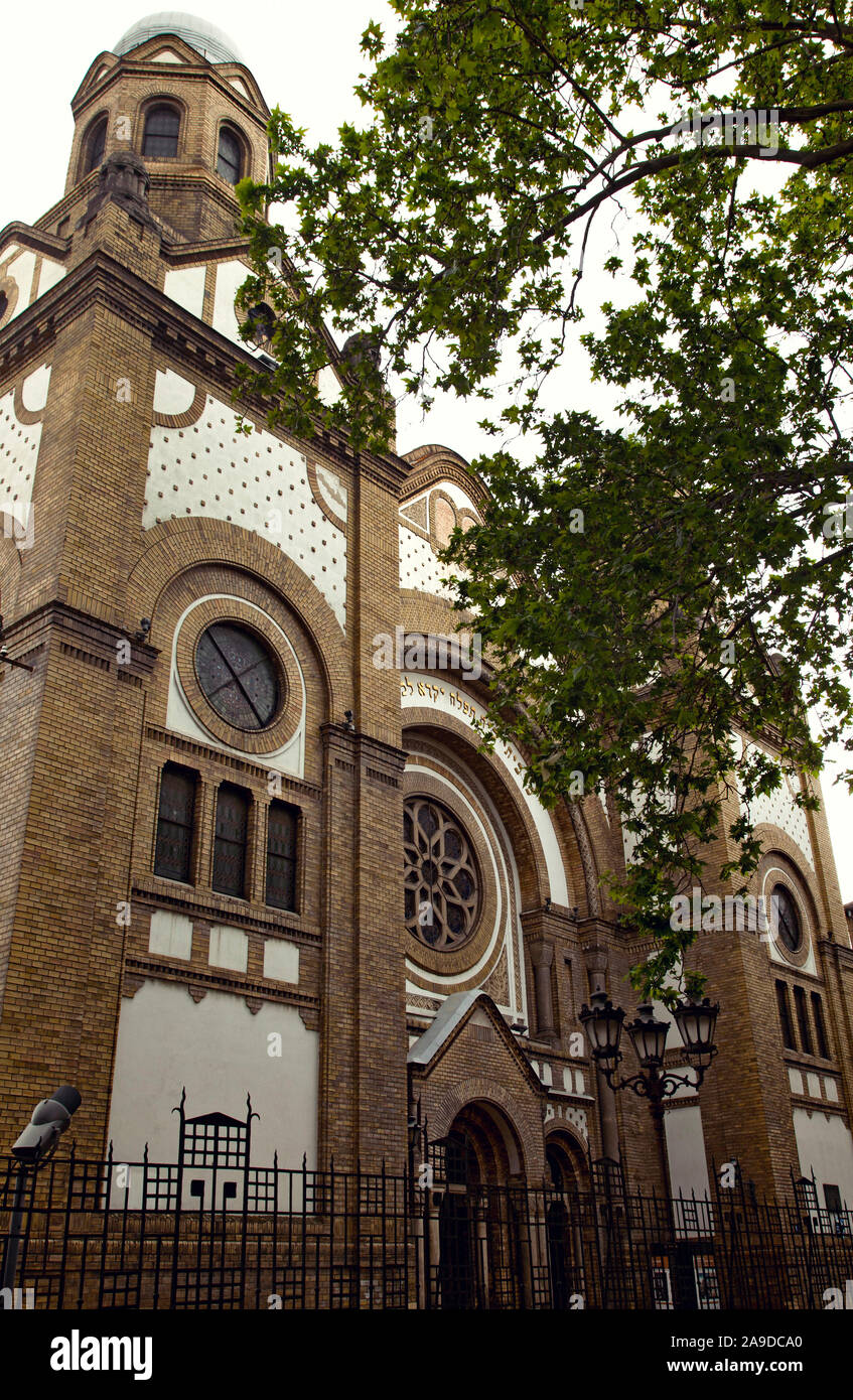 Synagogue, Architecture, Novi Sad, Serbia Stock Photo - Alamy