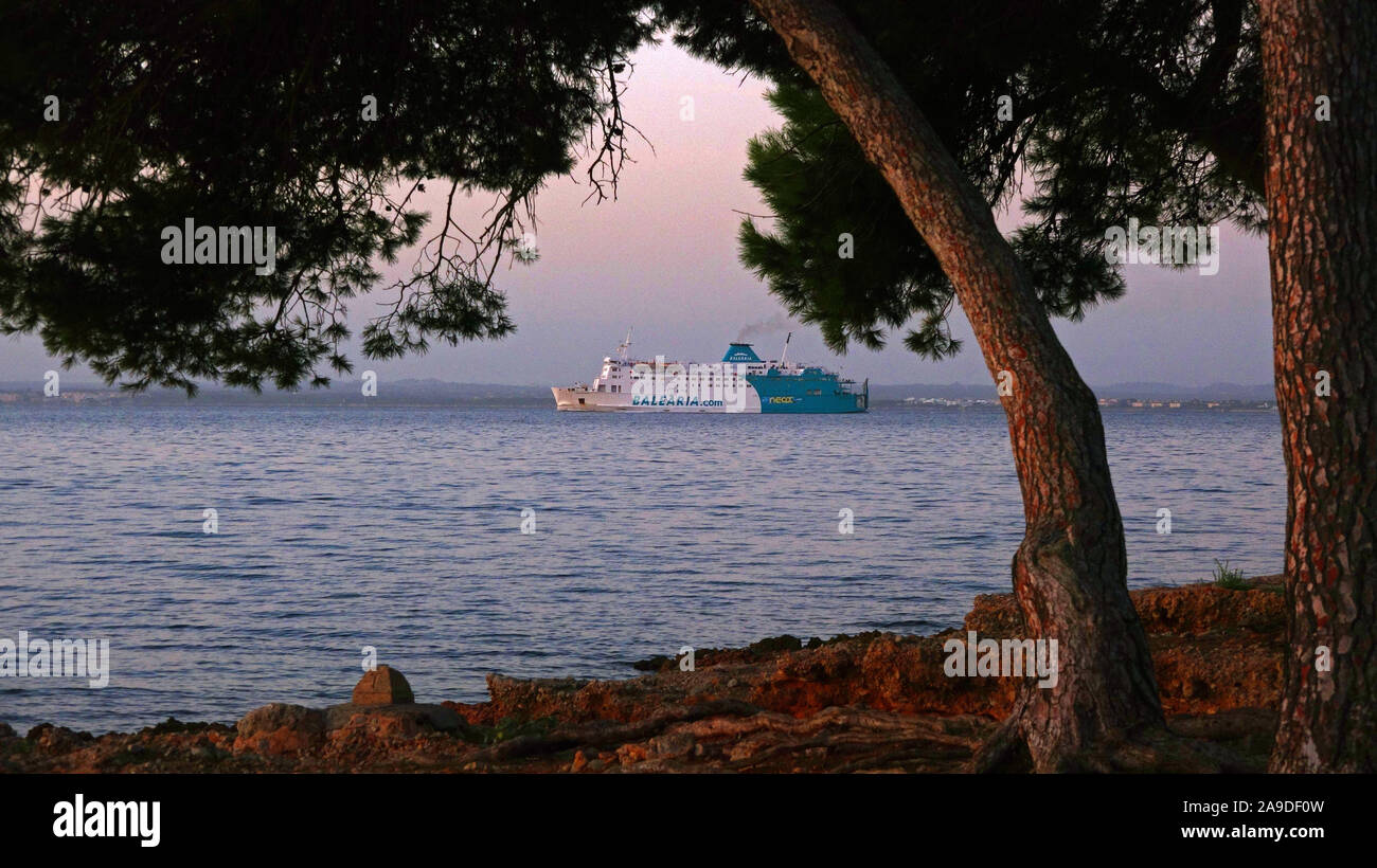 Menorca ferry mallorca hi-res stock photography and images - Alamy