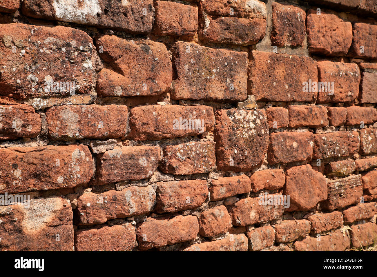 Crumbling sandstone structure hi-res stock photography and images - Alamy