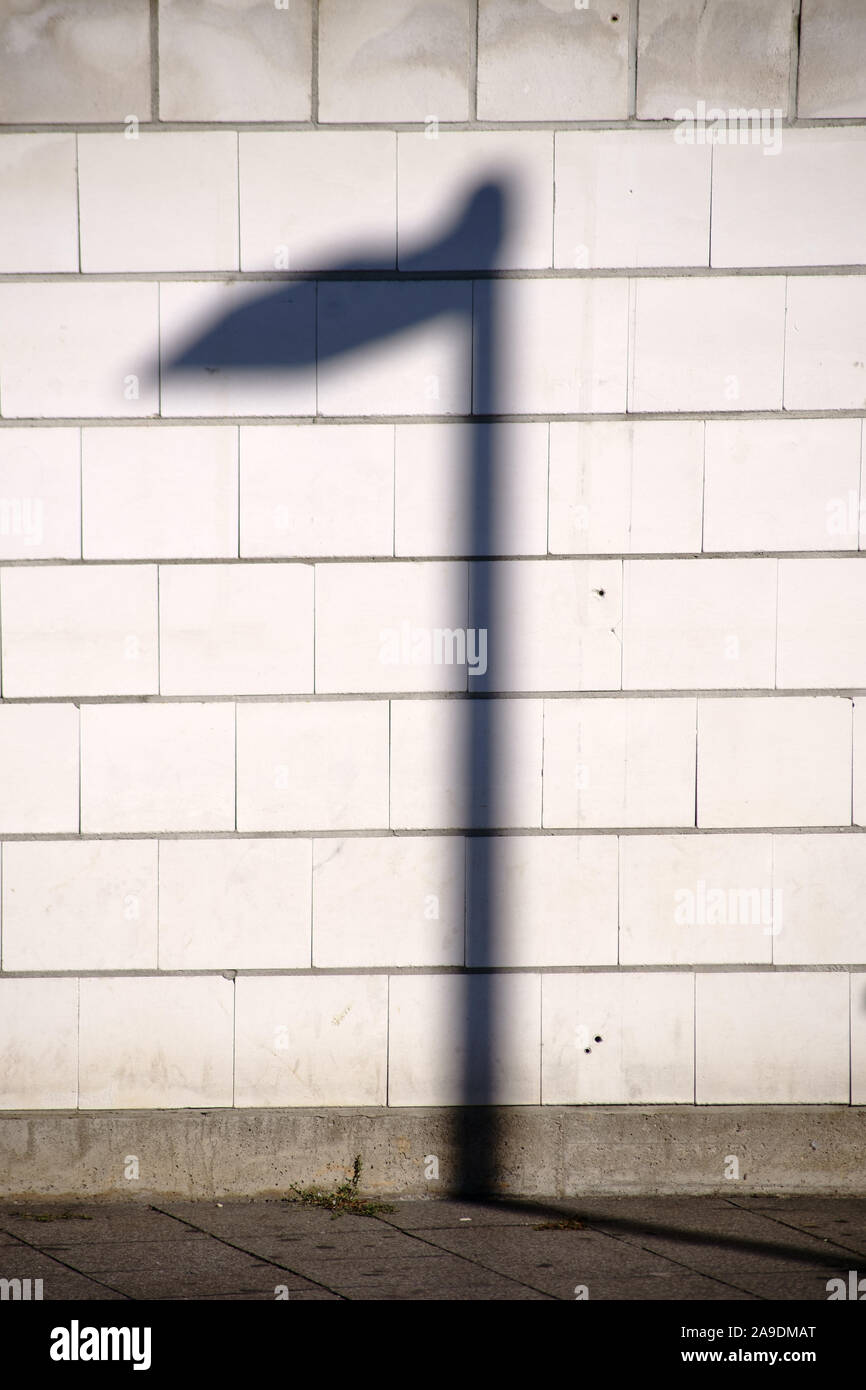 Outline house on brick wall hi-res stock photography and images - Alamy