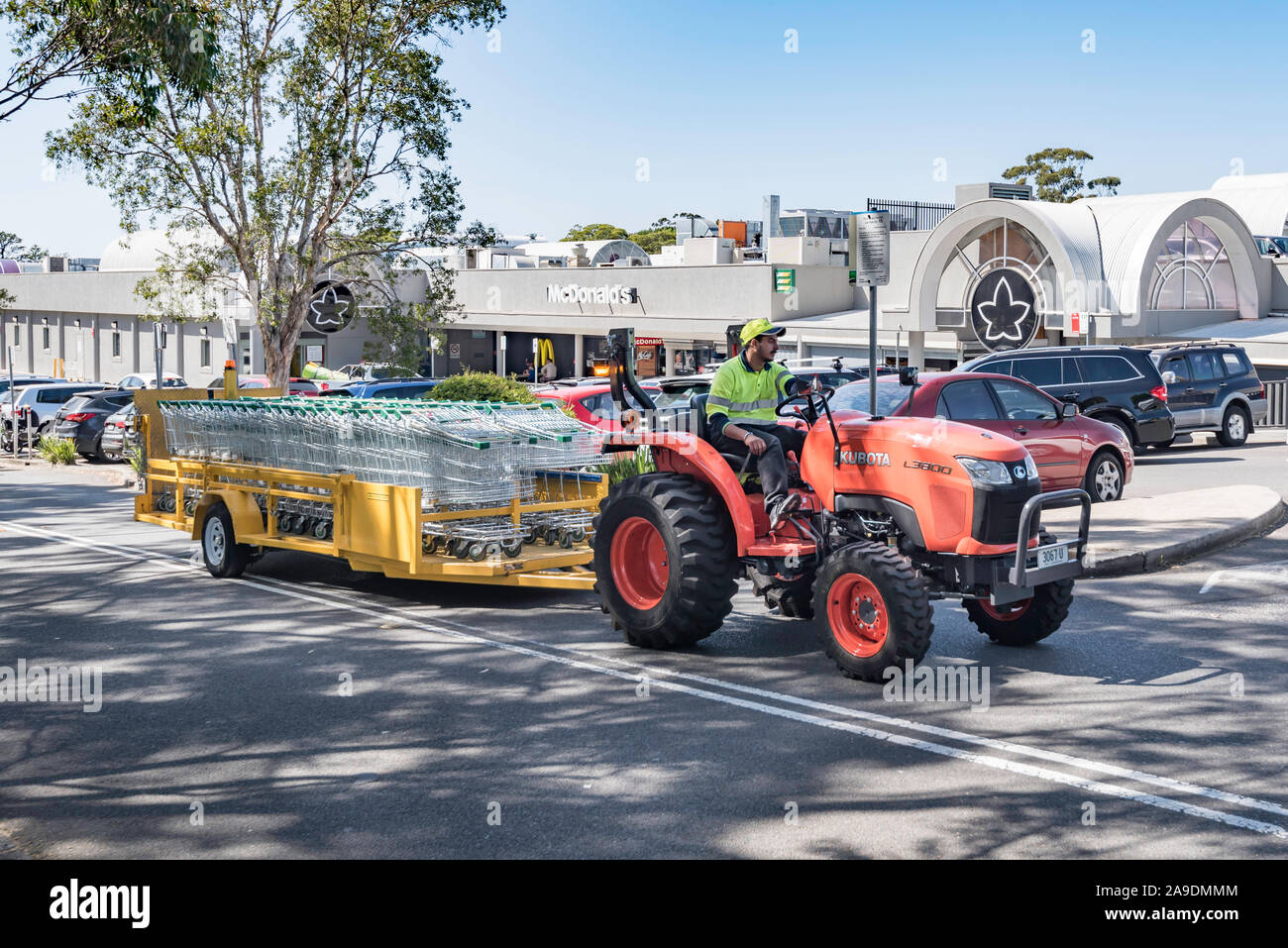 Shopping trolley tractor hi-res stock photography and images - Alamy
