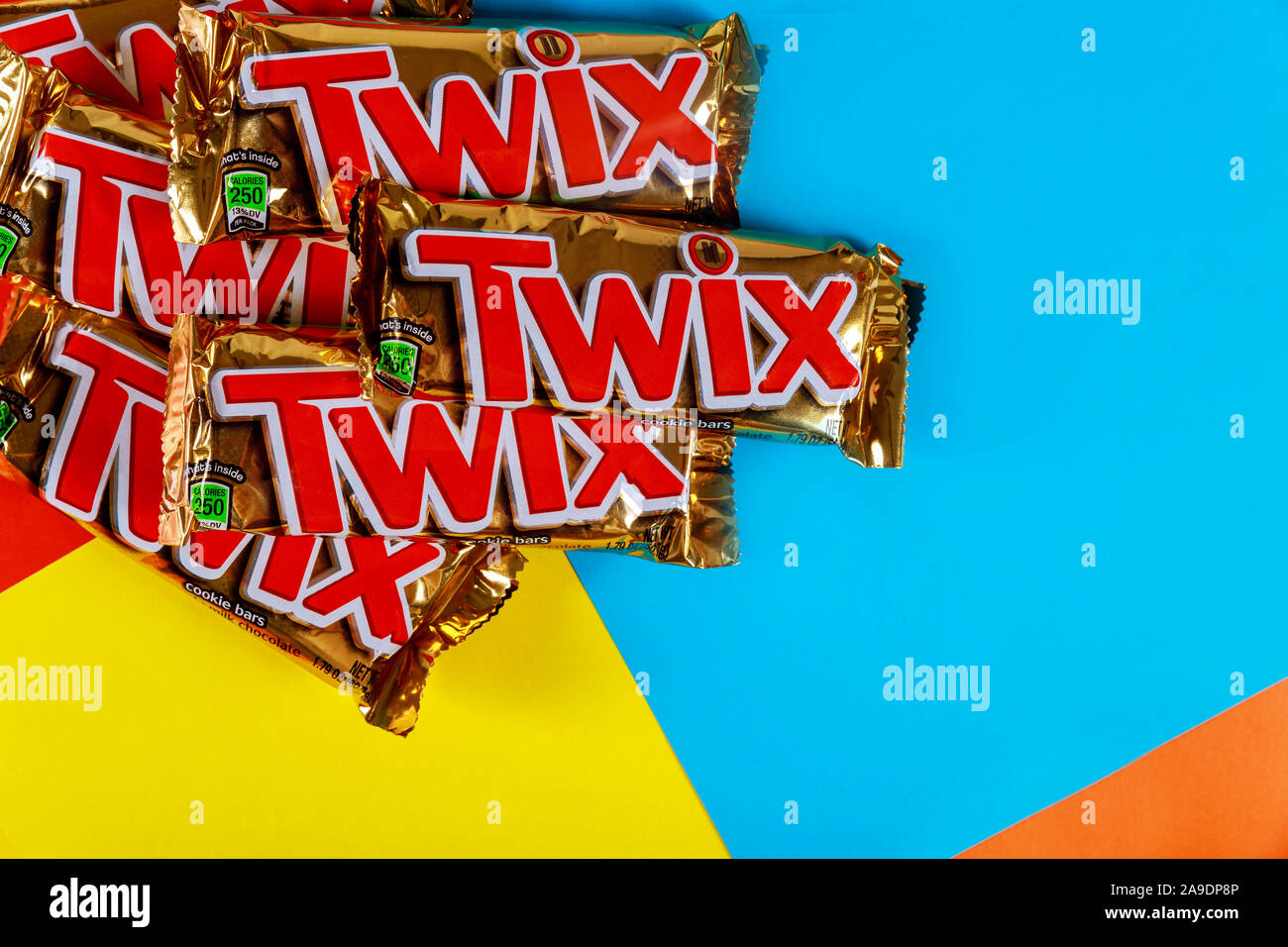 Twix orange hi-res stock photography and images - Alamy