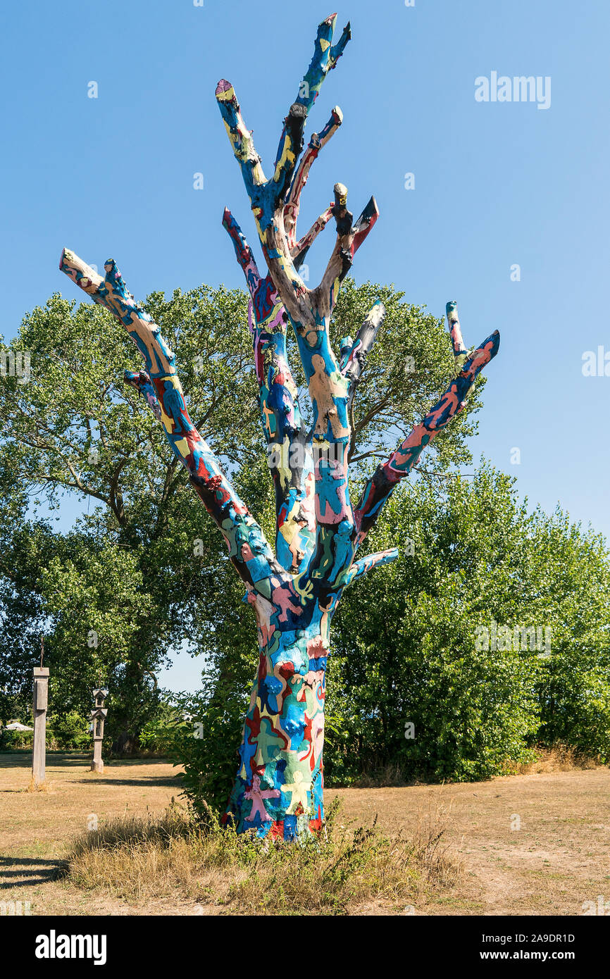 Bornholm, Nexø, art, colorful painted tree, sculpture landscape space ...