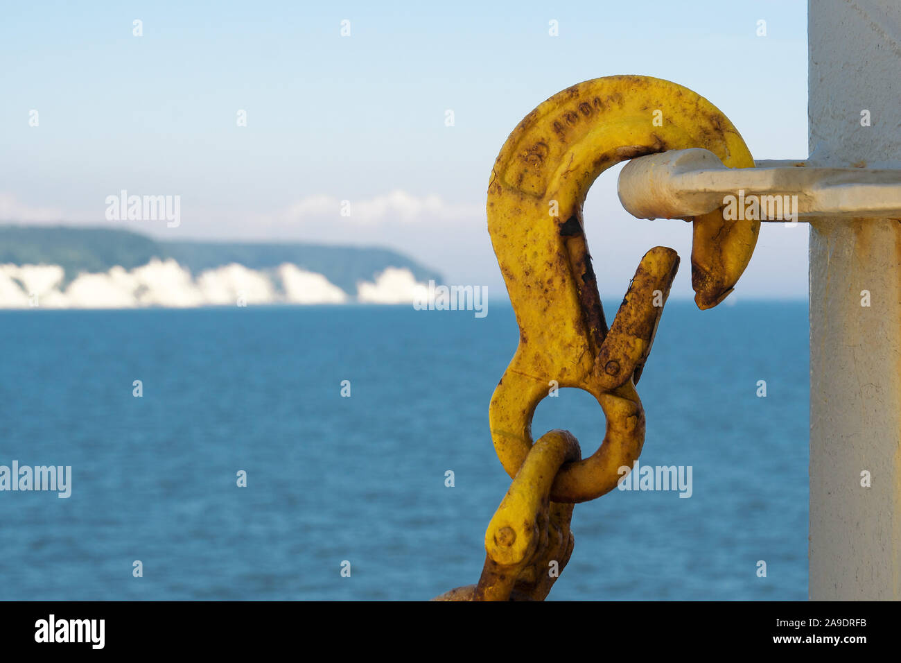 Hook suspension hi-res stock photography and images - Alamy