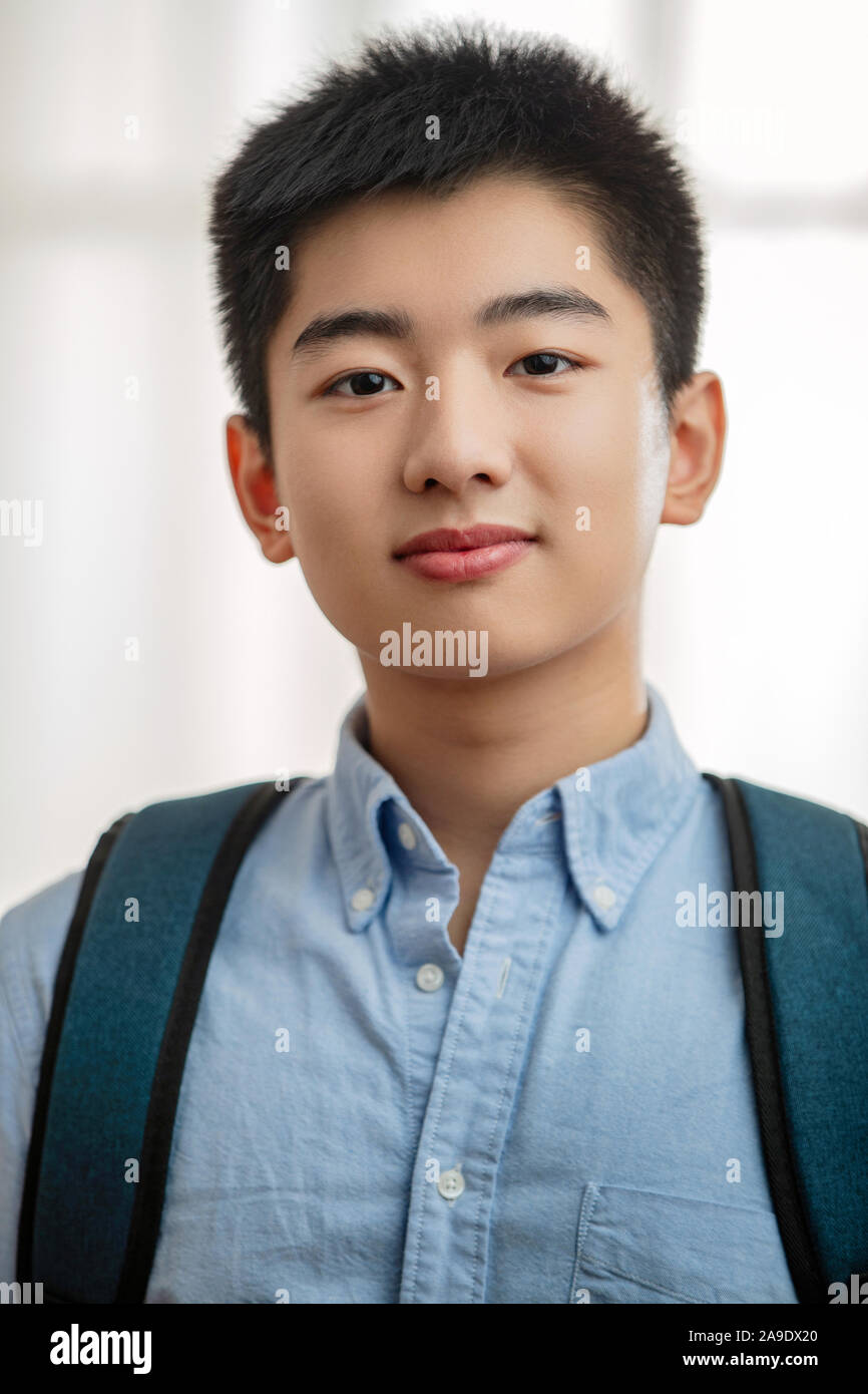 Indian high school boy hi-res stock photography and images - Alamy