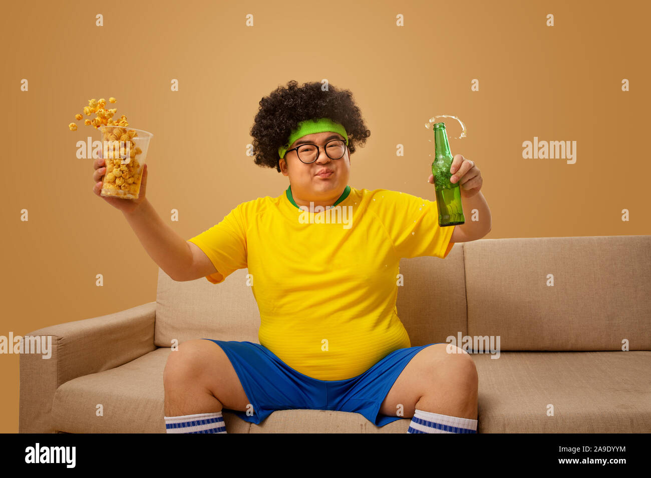 Alcohol overweight hi-res stock photography and images - Alamy
