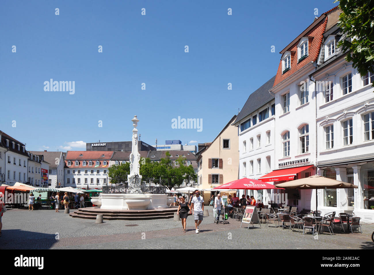 St johanner market square hi-res stock photography and images - Alamy