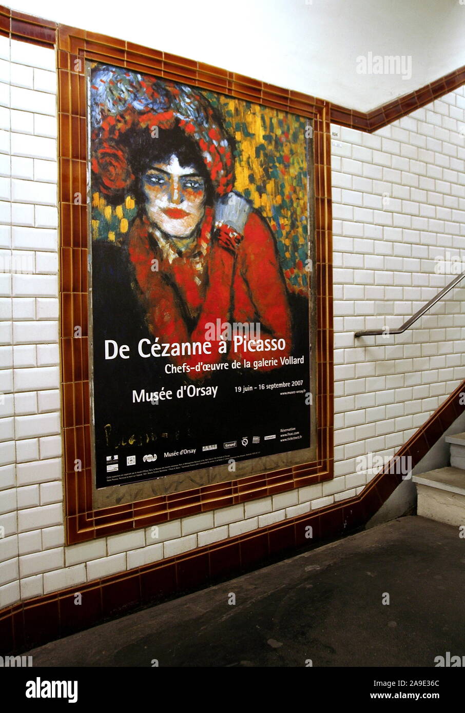 Metro advertisement, Paris, France Stock Photo - Alamy