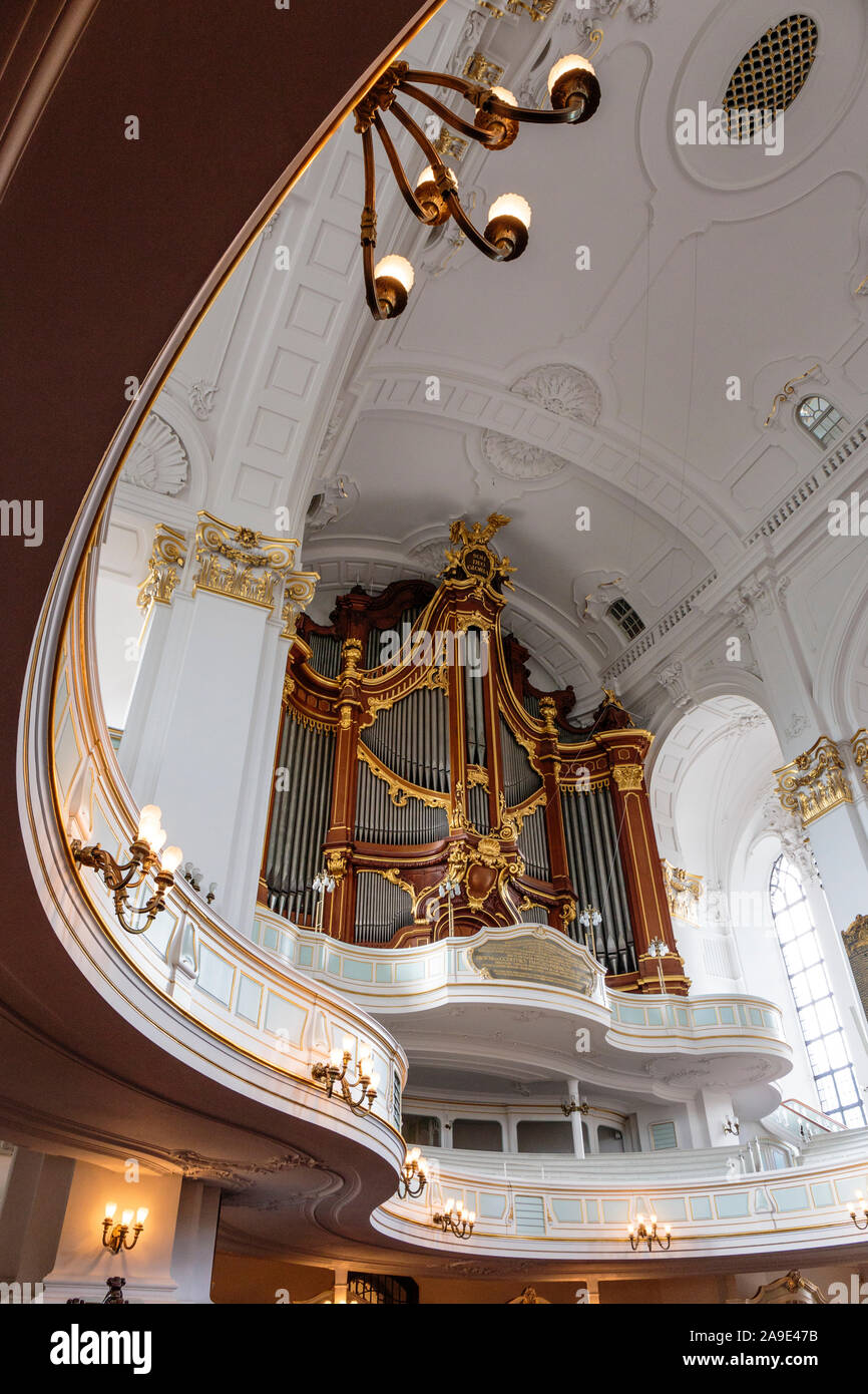 Europe, Germany, Hamburg. Main organ (Steinmeyer organ) and interior of ...