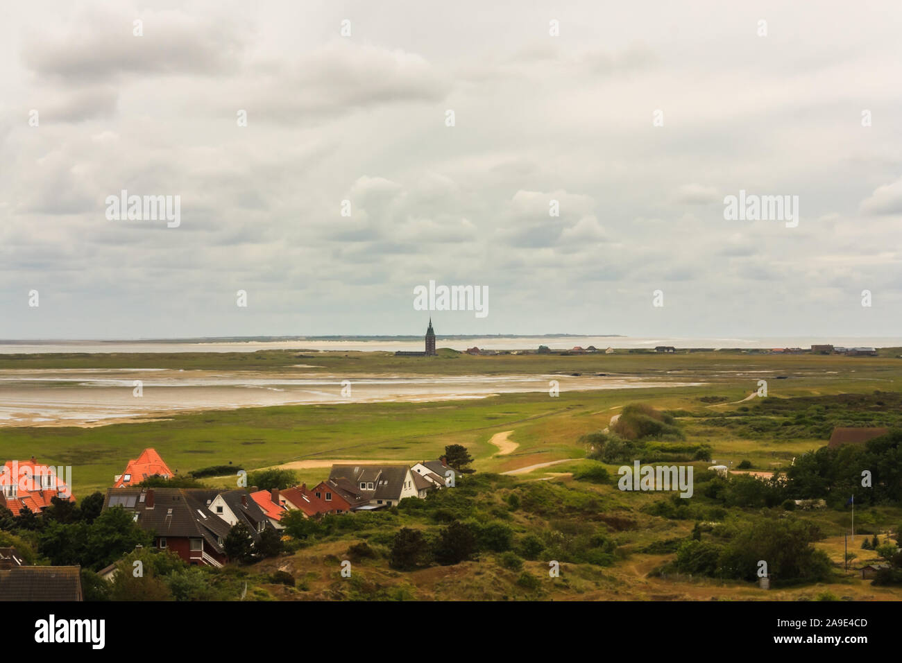 From lighthouse to lighthouse - view over the mud flats, island ...