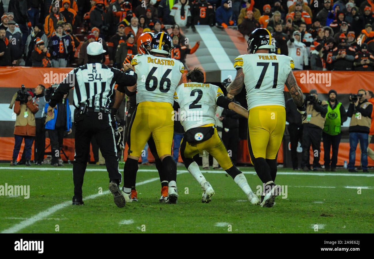 Cleveland, OH, USA. 14th Nov, 2019. Mason Rudolph #2, Maurkice Pouncey ...