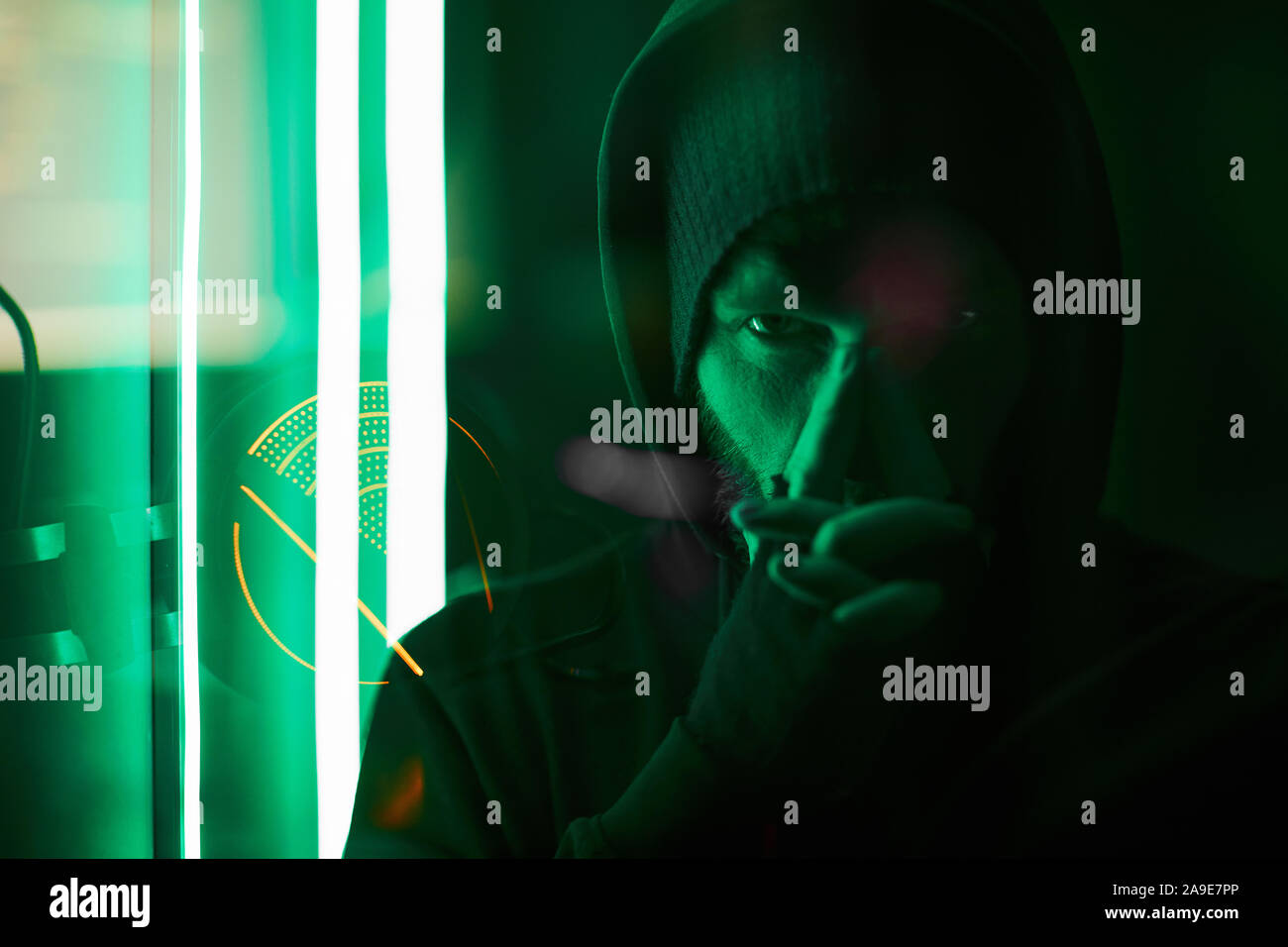 Spy camera room hi-res stock photography and images - Alamy