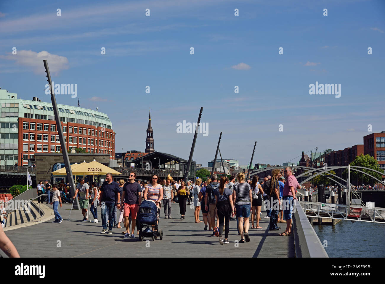Flood defence embankment town hi-res stock photography and images - Alamy