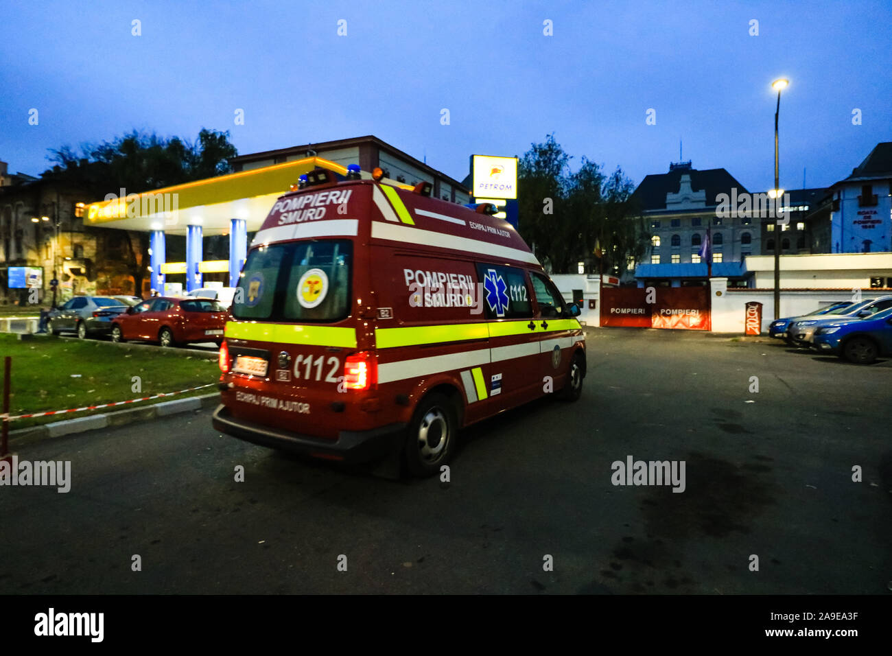 Ambulance garage hi-res stock photography and images - Alamy