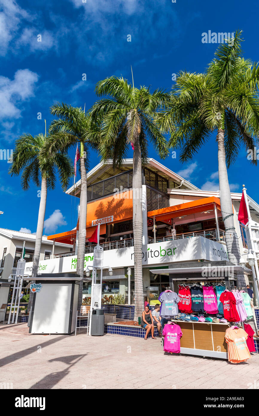 Bayside Marketplace, shopping centre, Miamarina, Biscayne boulevard ...