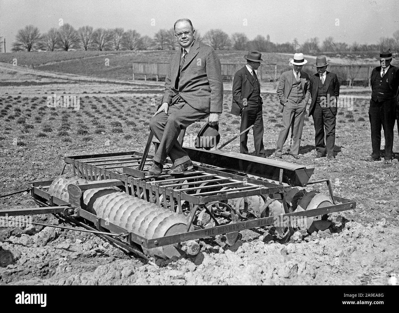 1930s farm machinery hi-res stock photography and images - Alamy