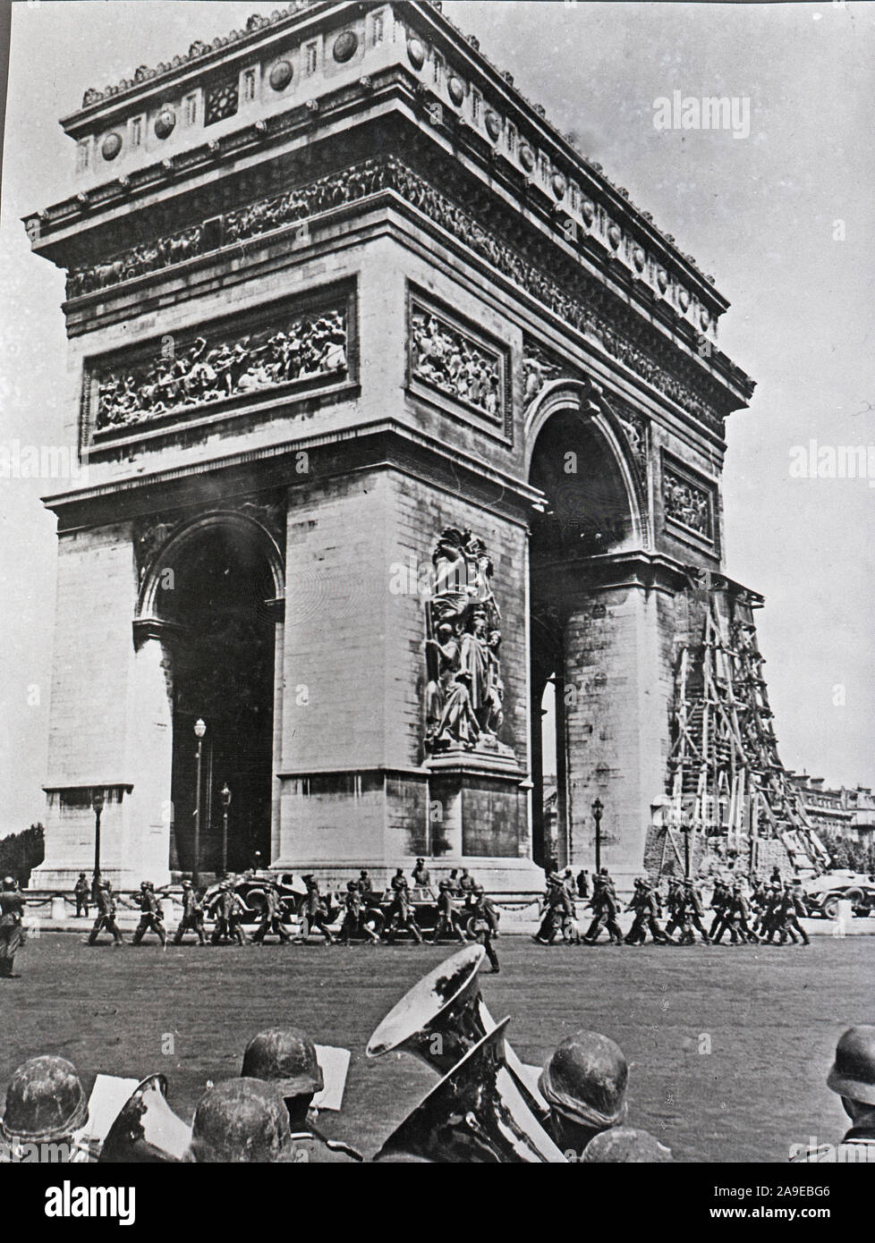 Nazis marching hi-res stock photography and images - Alamy