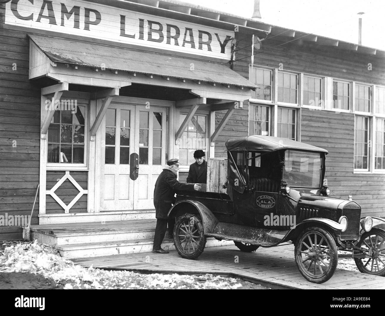 1918 or 1919 - Unloading books at Camp Grant, Ill, A.L.A. Library Stock ...