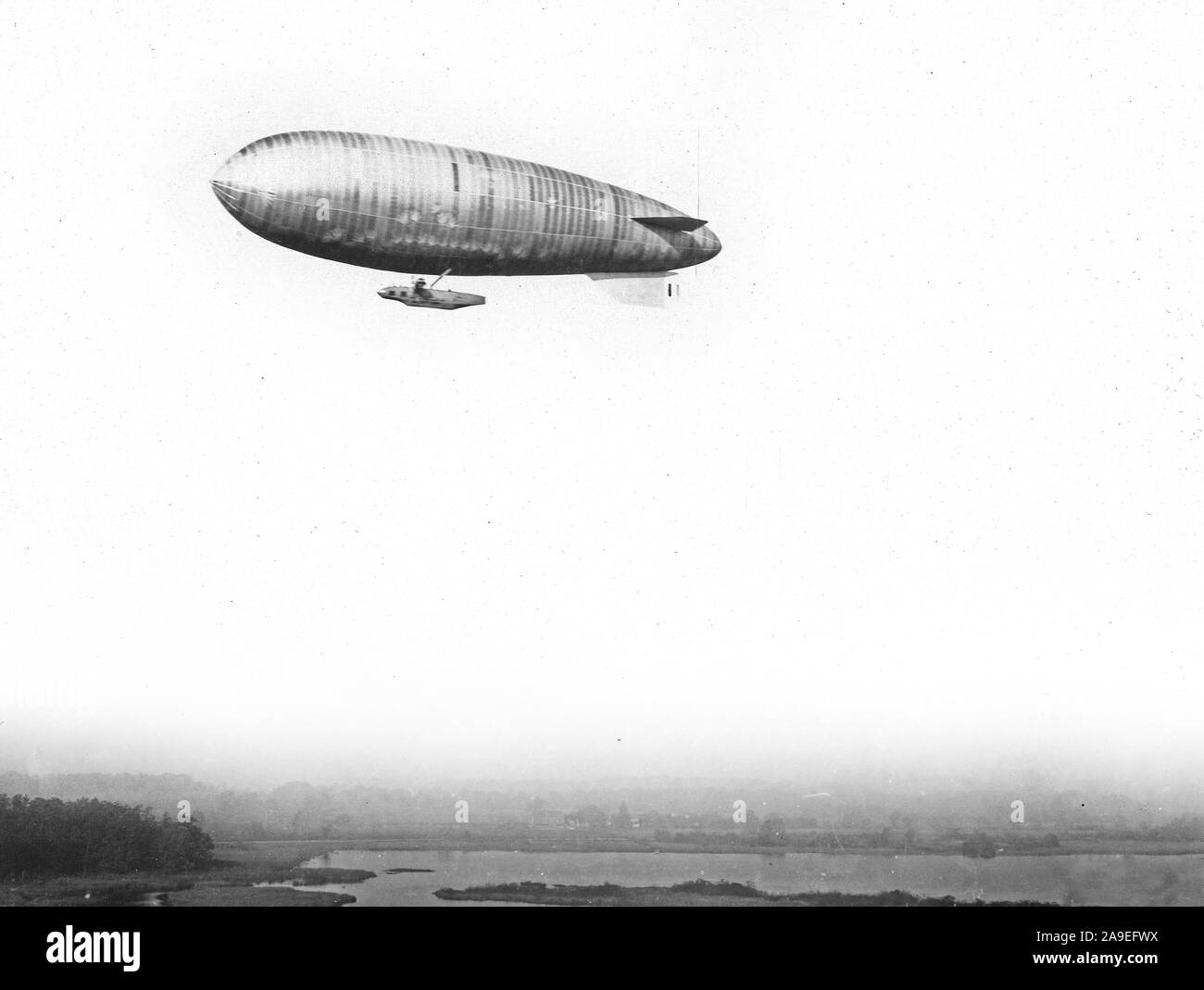 Airship World War 1 High Resolution Stock Photography and Images - Alamy