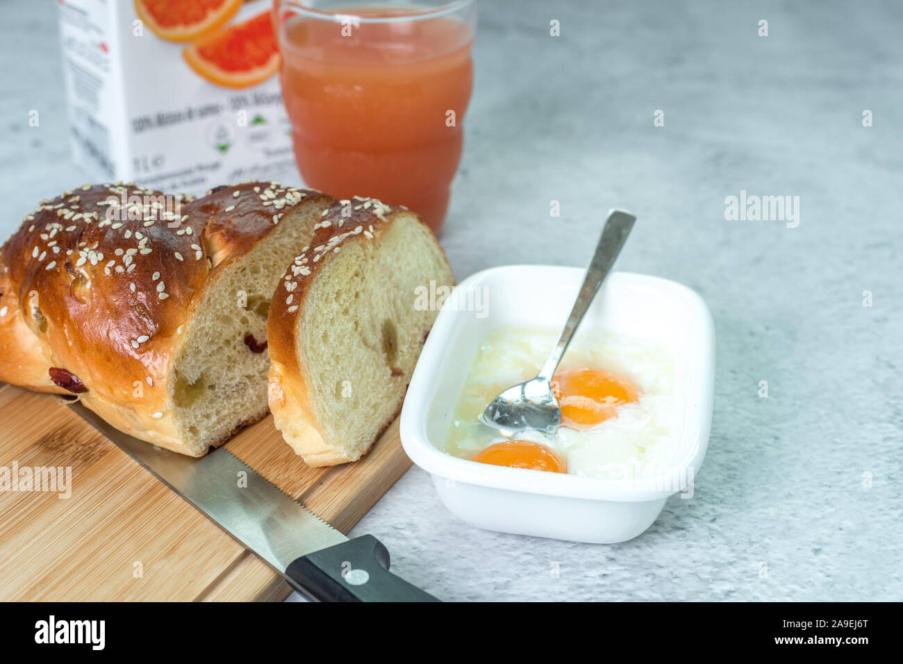 Flat lay, breakfast brunch on table Stock Photo - Alamy