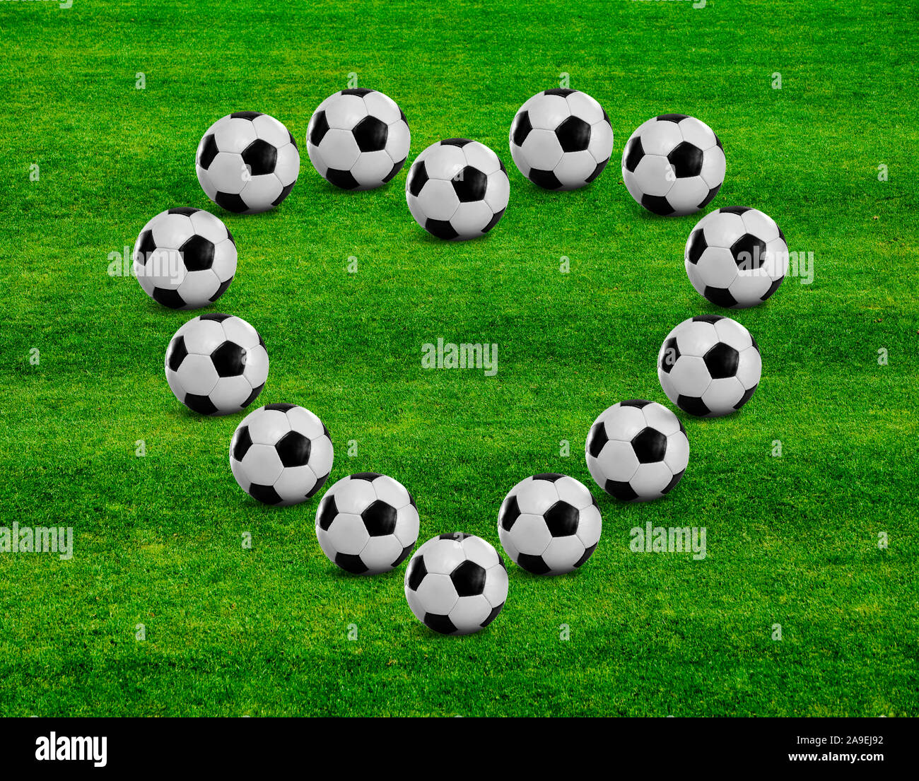 Spot the ball football hi-res stock photography and images - Alamy