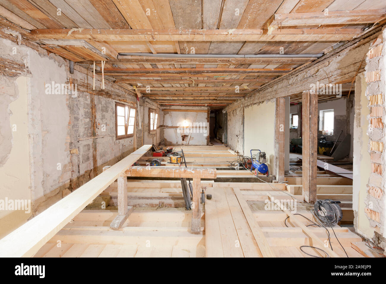 Structural restoration hi-res stock photography and images - Alamy