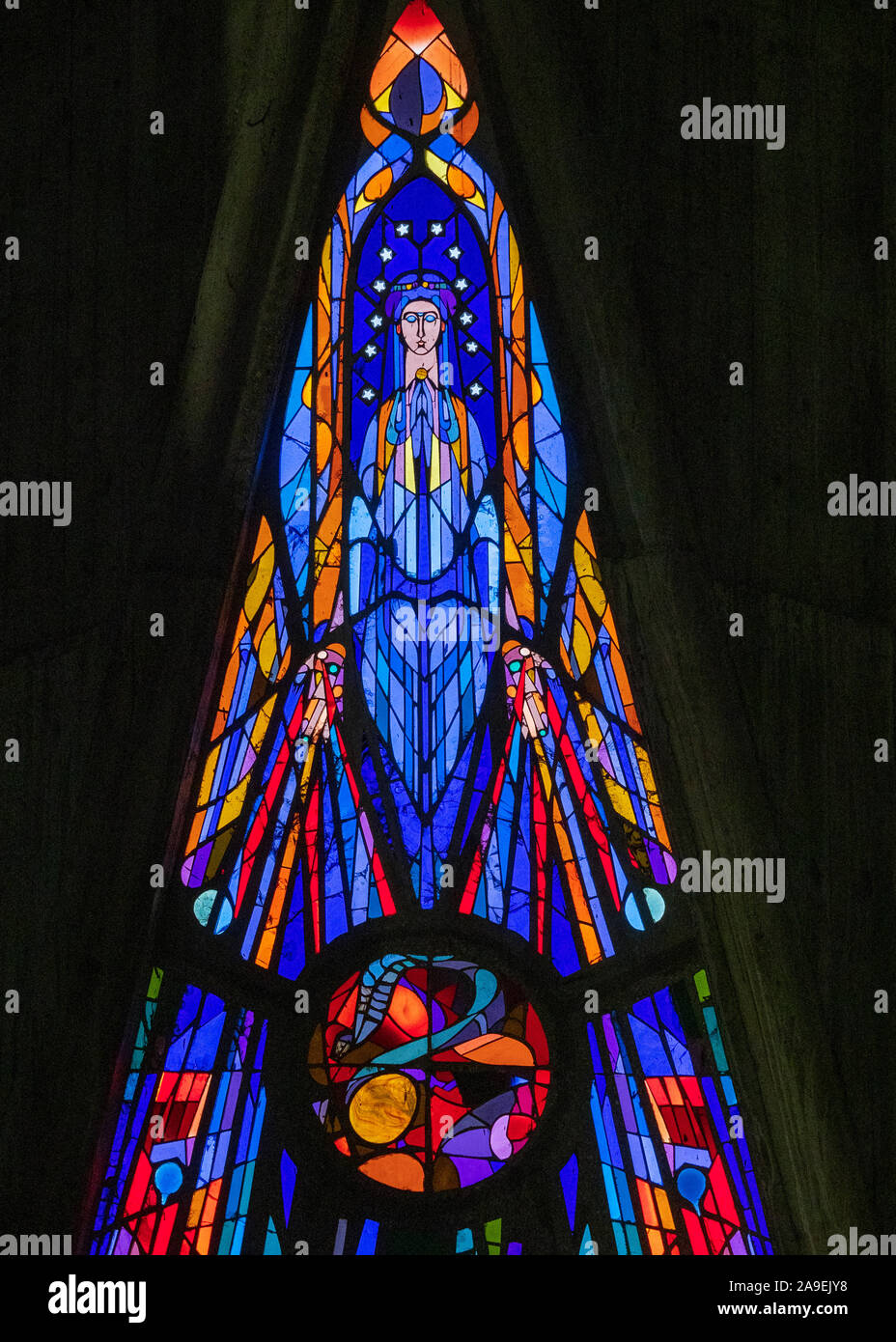 The large glass roof of the choir realized by Claude Idoux. Church ...