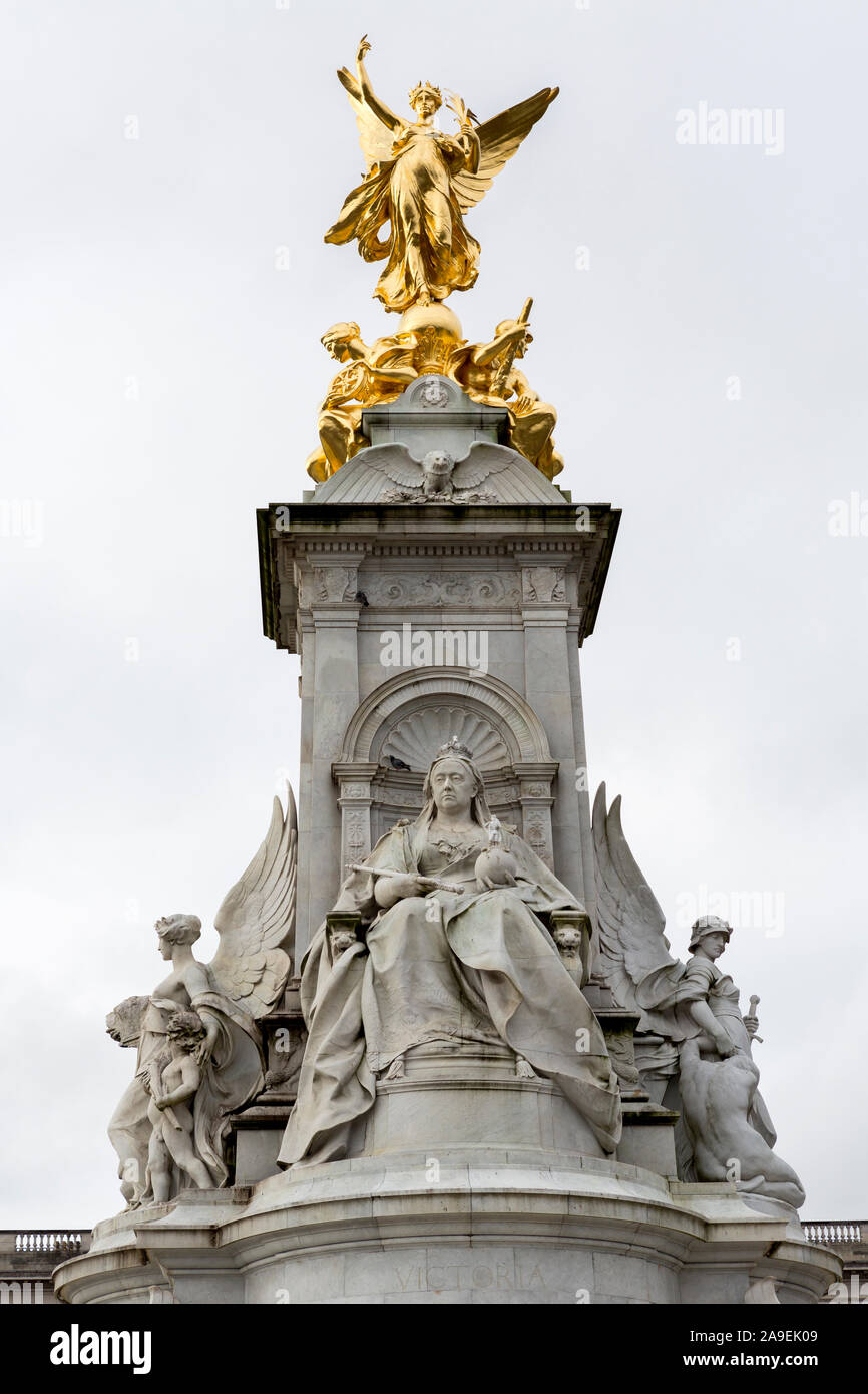 Queen victoria wing hi-res stock photography and images - Alamy