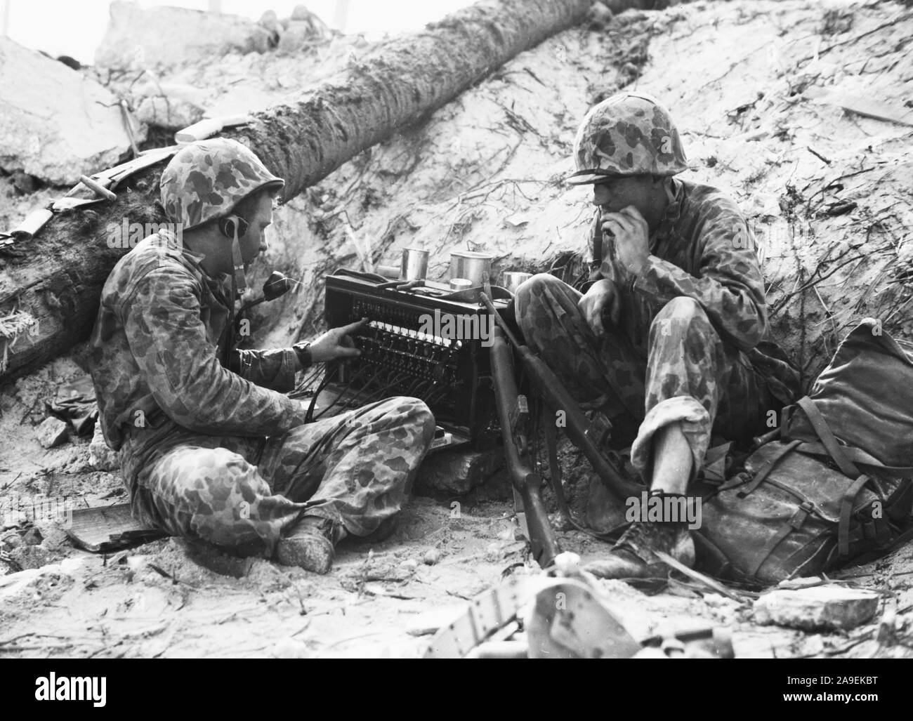 World War II Photo - Battle of Tarawa 1943 Stock Photo - Alamy
