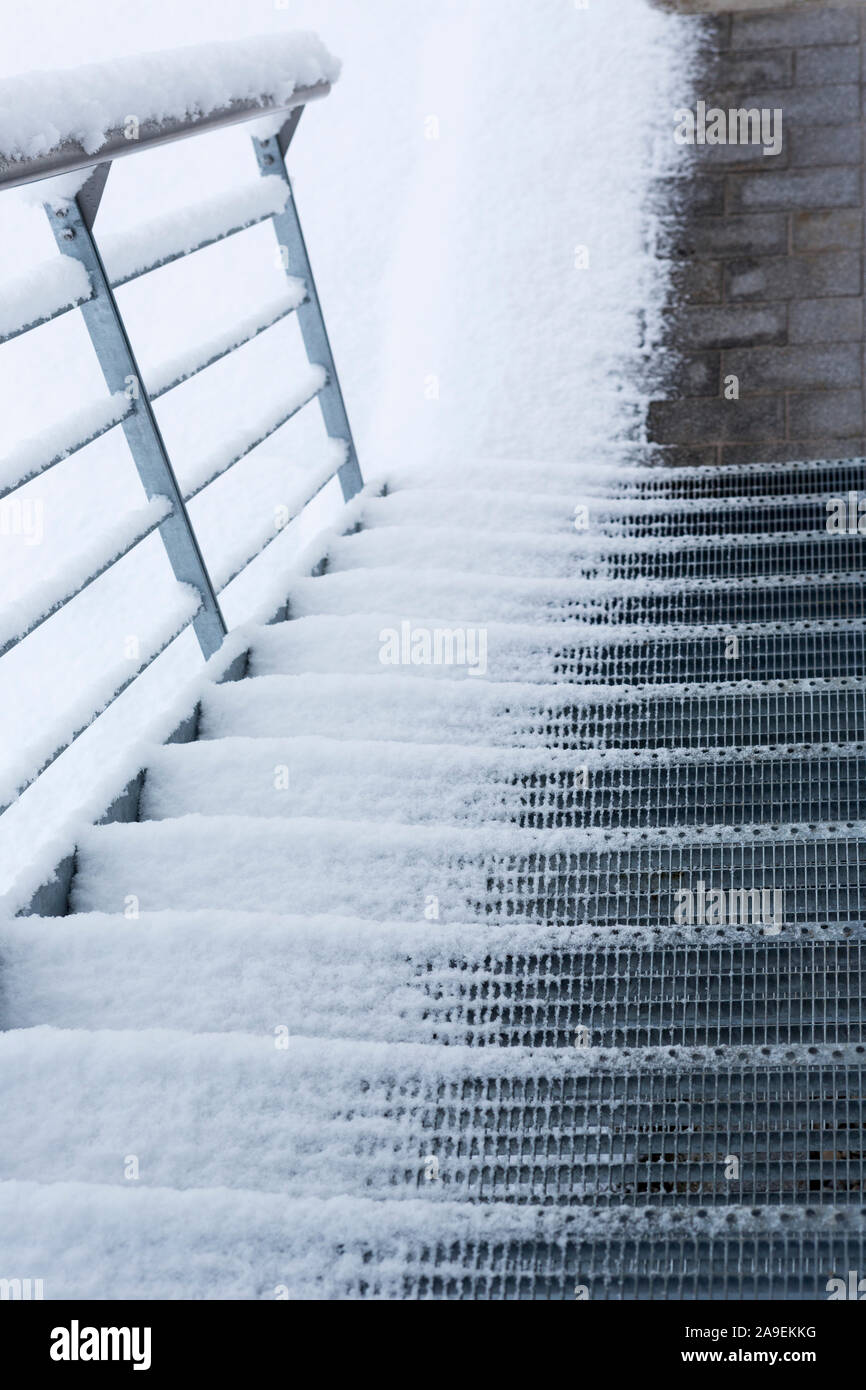 Galvanized handrail hi-res stock photography and images - Alamy
