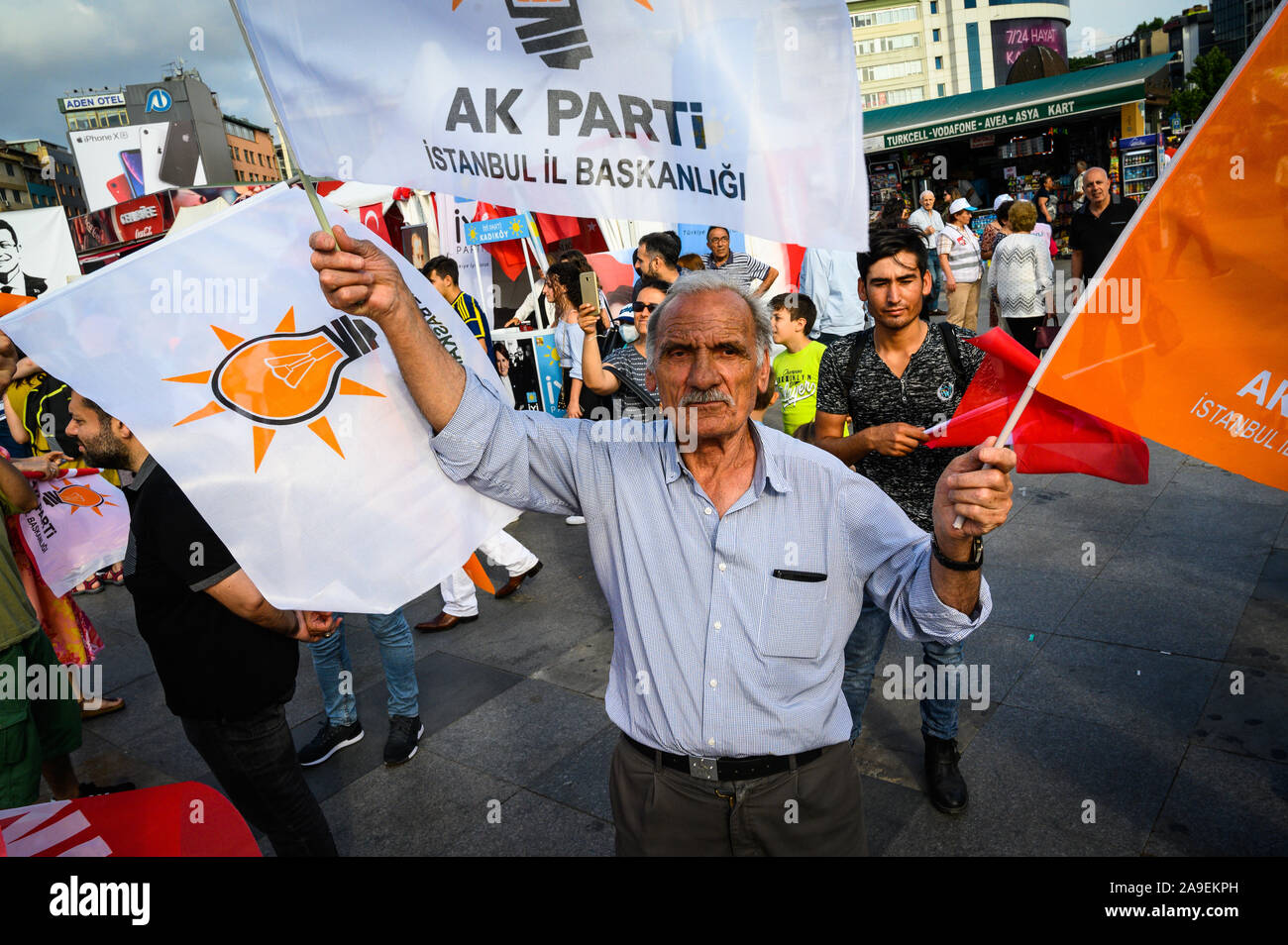 Rally istanbul hi-res stock photography and images - Alamy