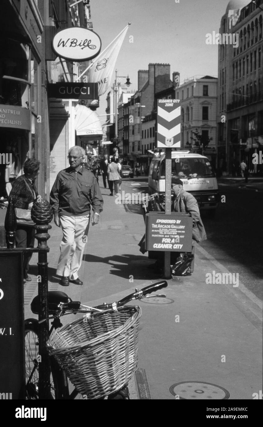 1990 Mayfair, London, UK Stock Photo - Alamy