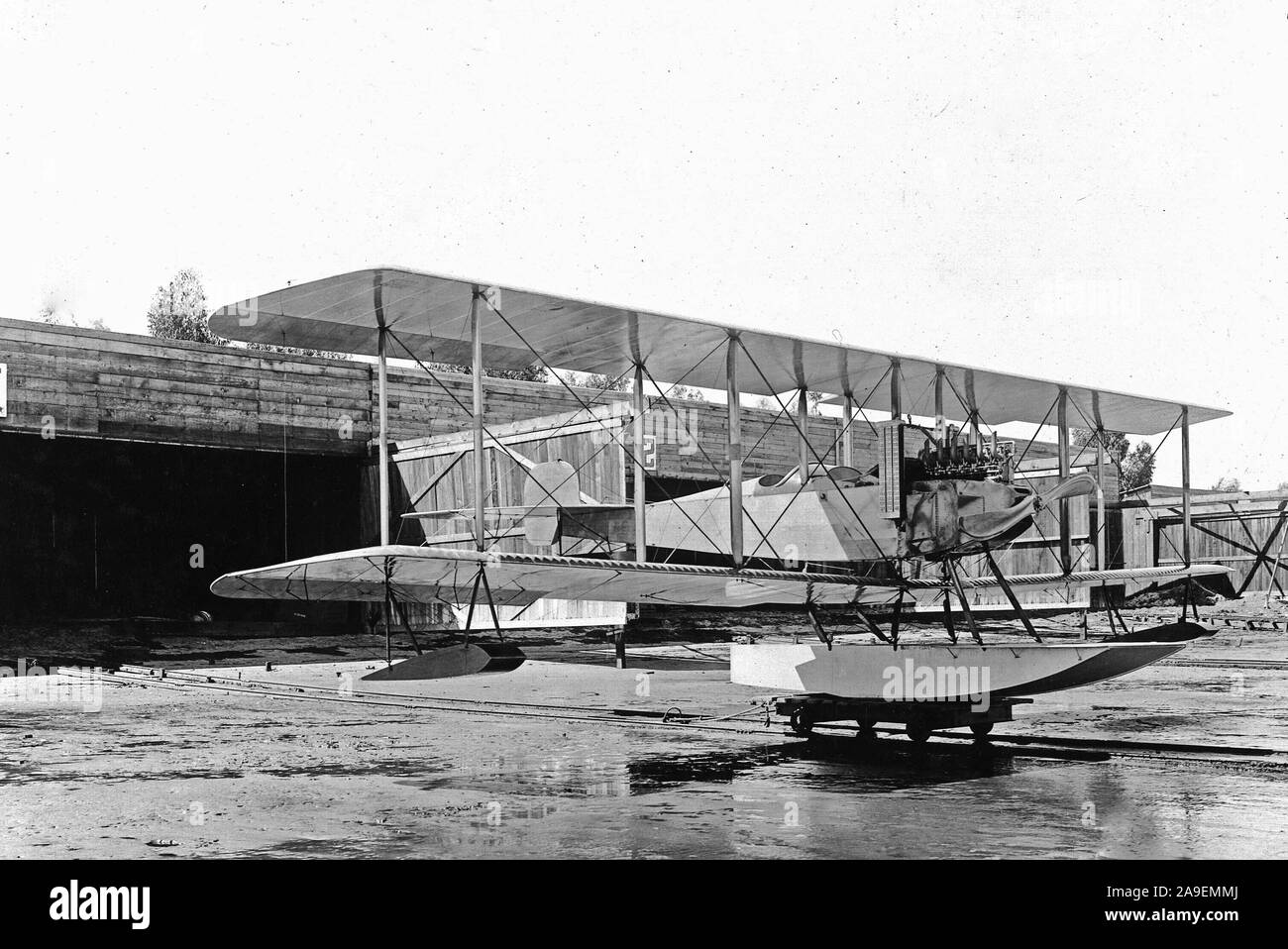 Types of airplanes. Martin Model S, hydroplane, 1916 Stock Photo - Alamy