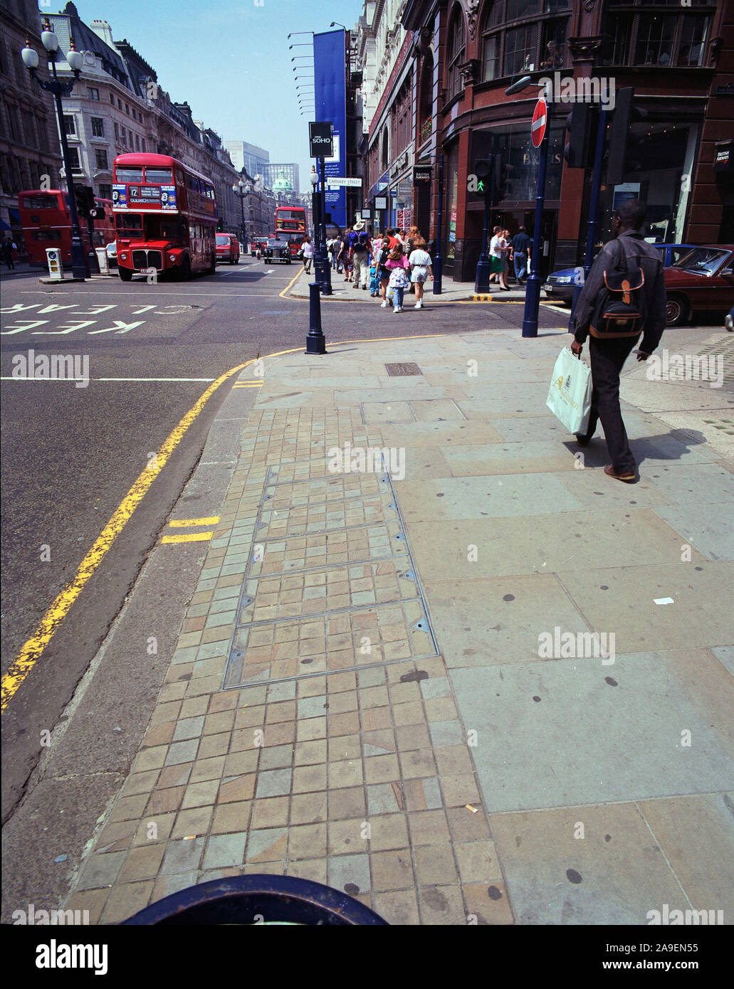 1993 regent street hi-res stock photography and images - Alamy