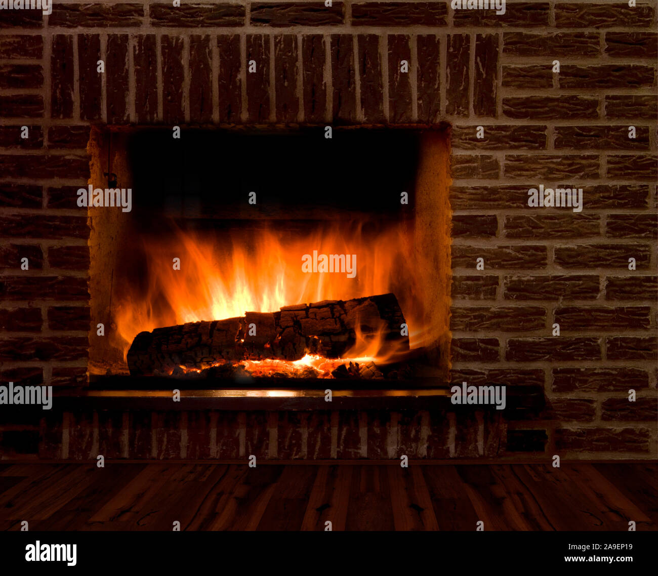 Log Burning Fire Pits High Resolution Stock Photography and Images - Alamy