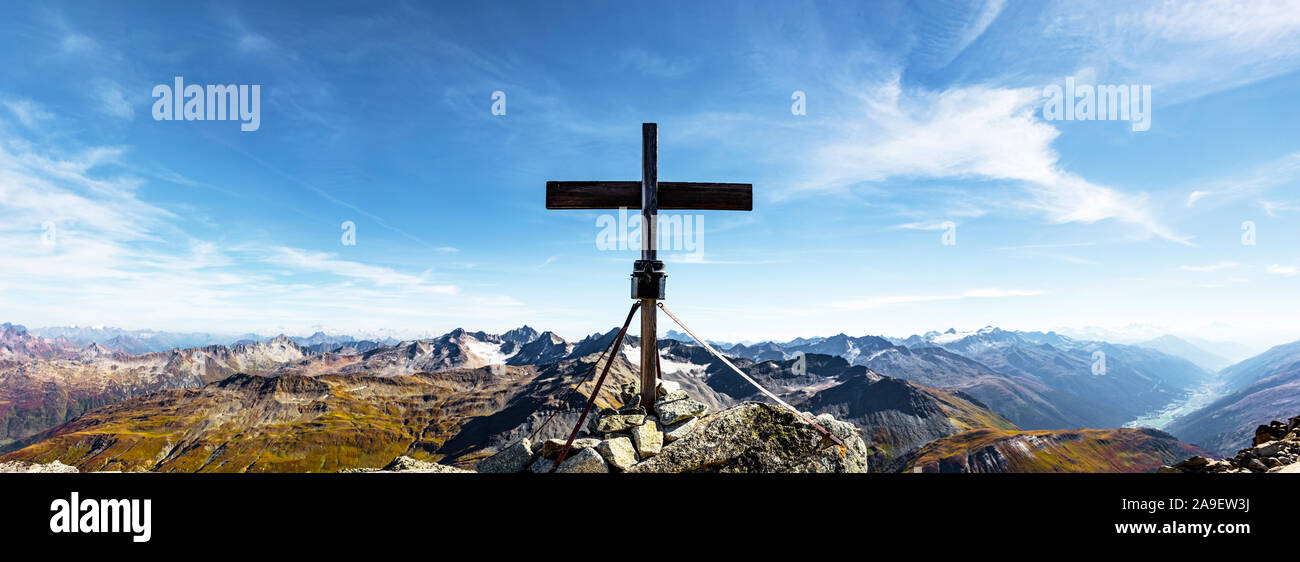 Look out cross hi-res stock photography and images - Alamy