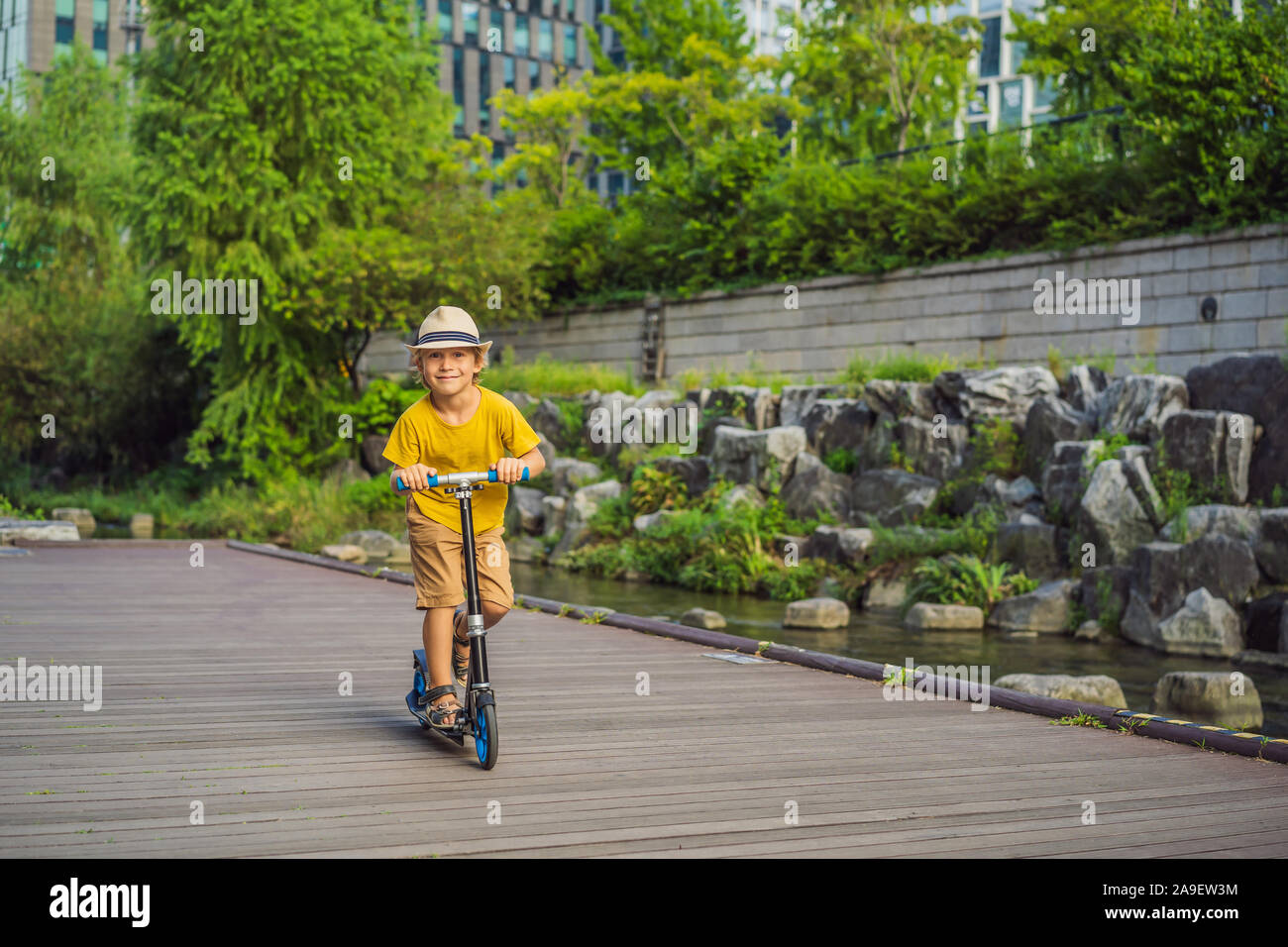 Scooter boy in Seoul. Cheonggyecheon stream in Seoul, Korea ...