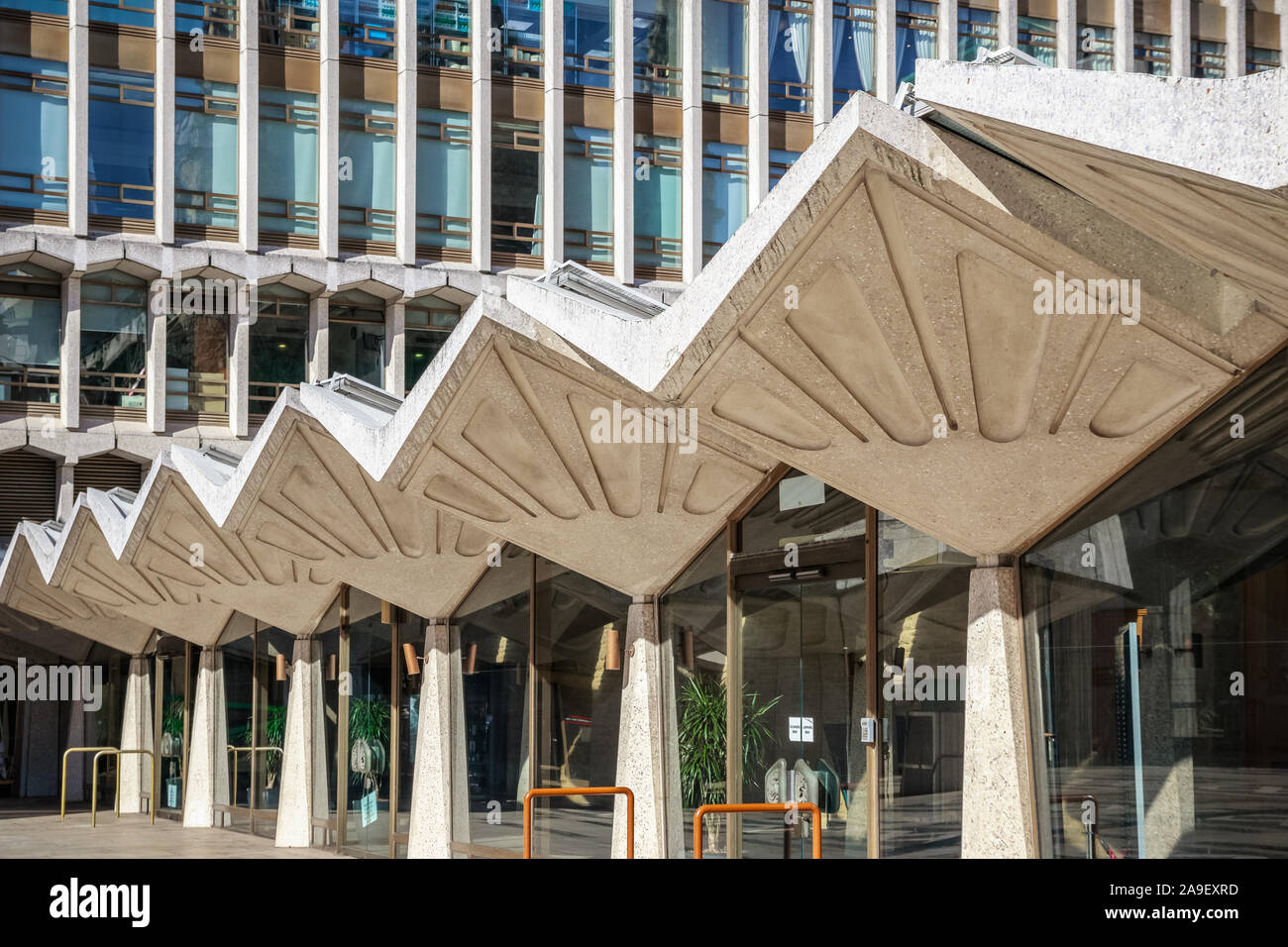 West Wing of Guildhall in the City of London, England Stock Photo - Alamy