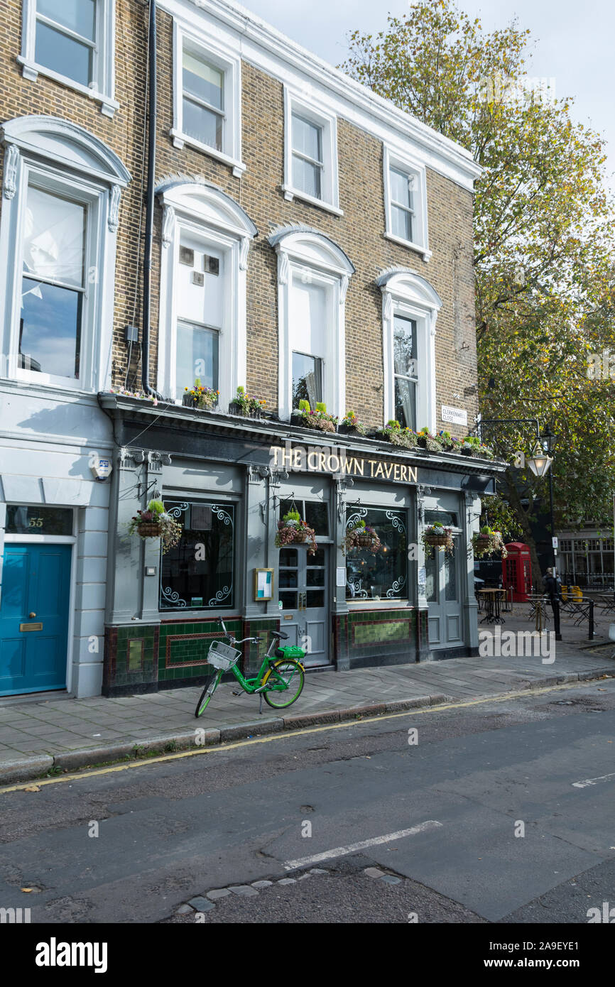 The Crown Tavern, Clerkenwell Green, Farringdon, London, EC1 Stock ...