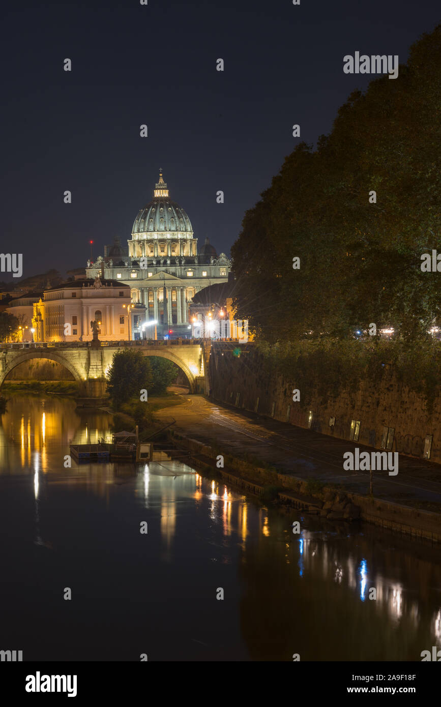 Dusk at Vatican City. St. Peter's basilica in Rome, Vatican, the dome ...