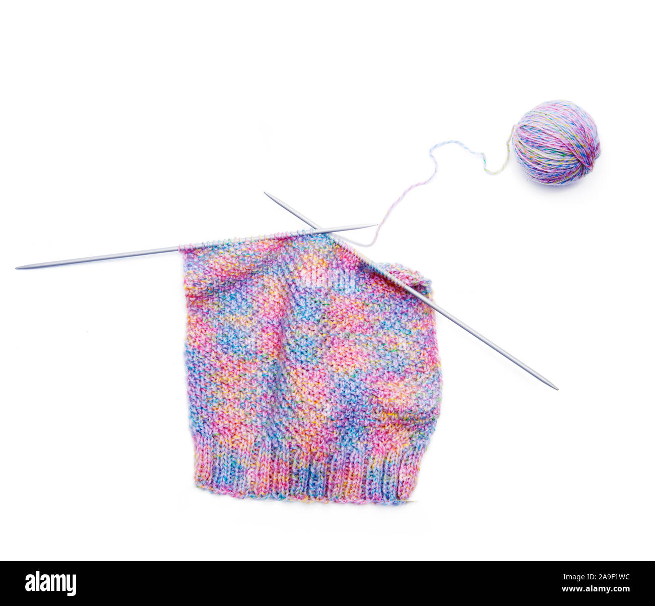 White plain knitting hi-res stock photography and images - Alamy