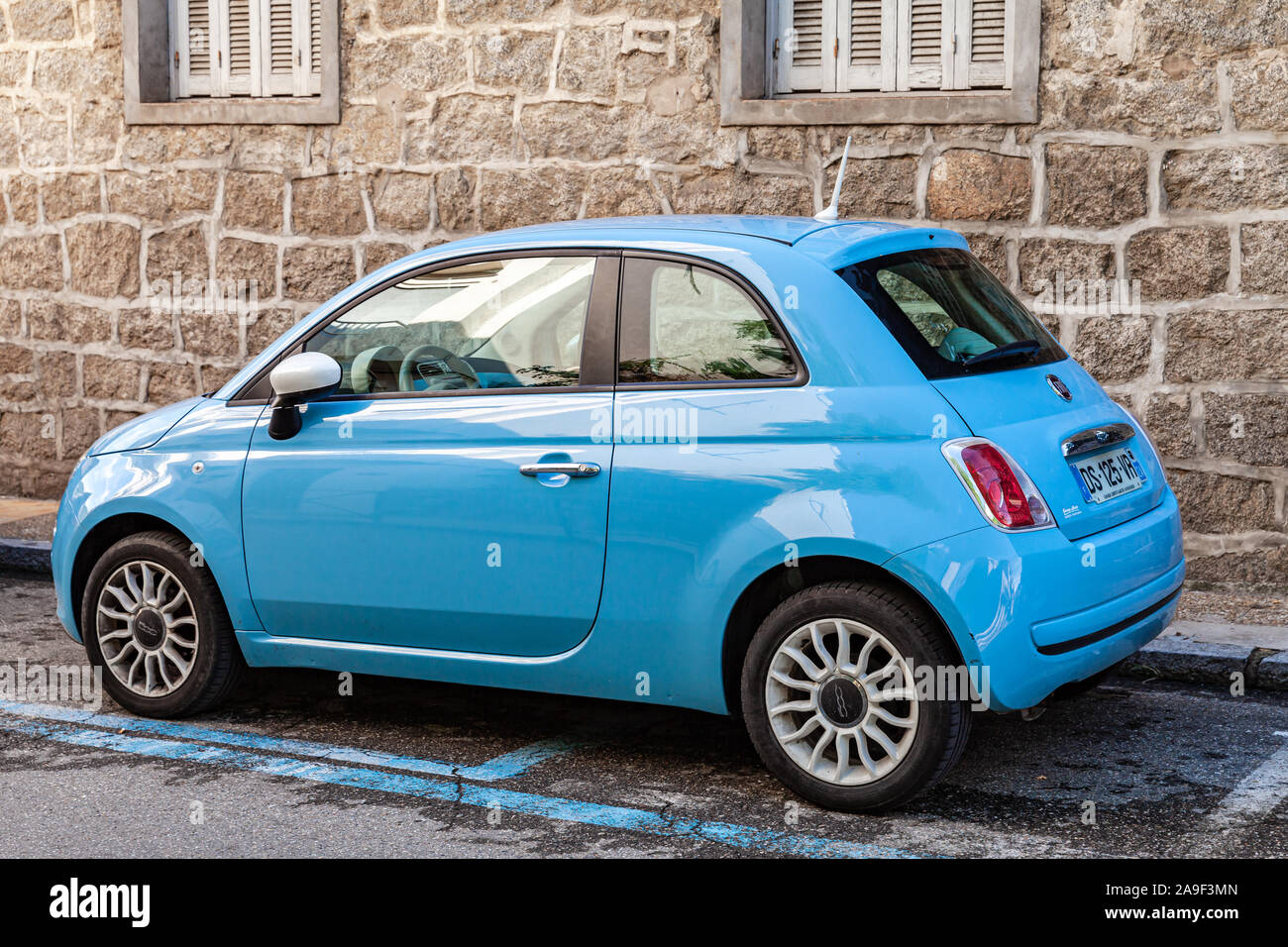 New fiat model 500 hi-res stock photography and images - Alamy
